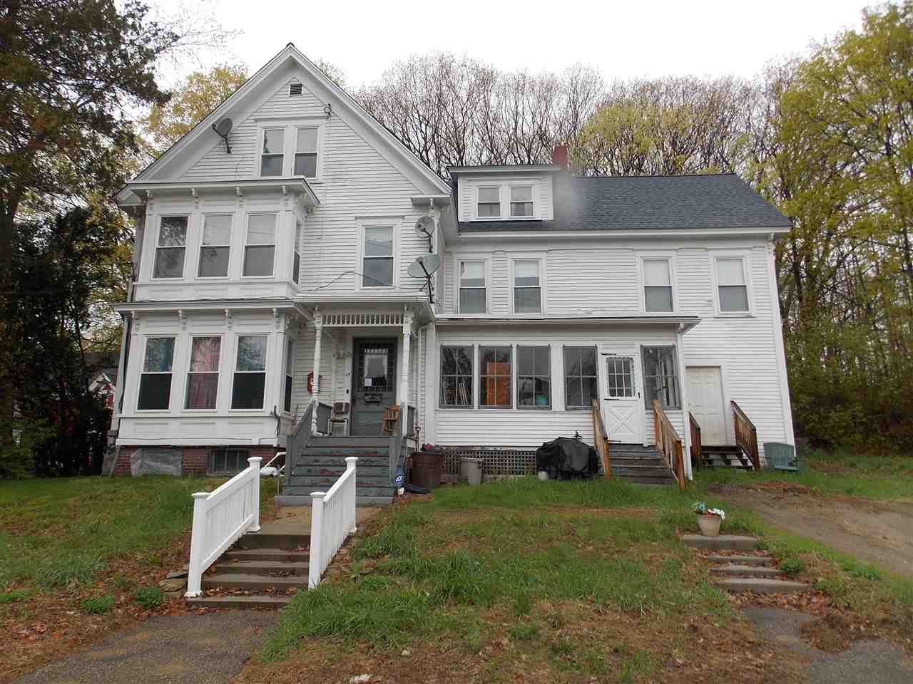 65 Batchelder St, Laconia, NH 03246 - MLS 4750930 - Coldwell Banker