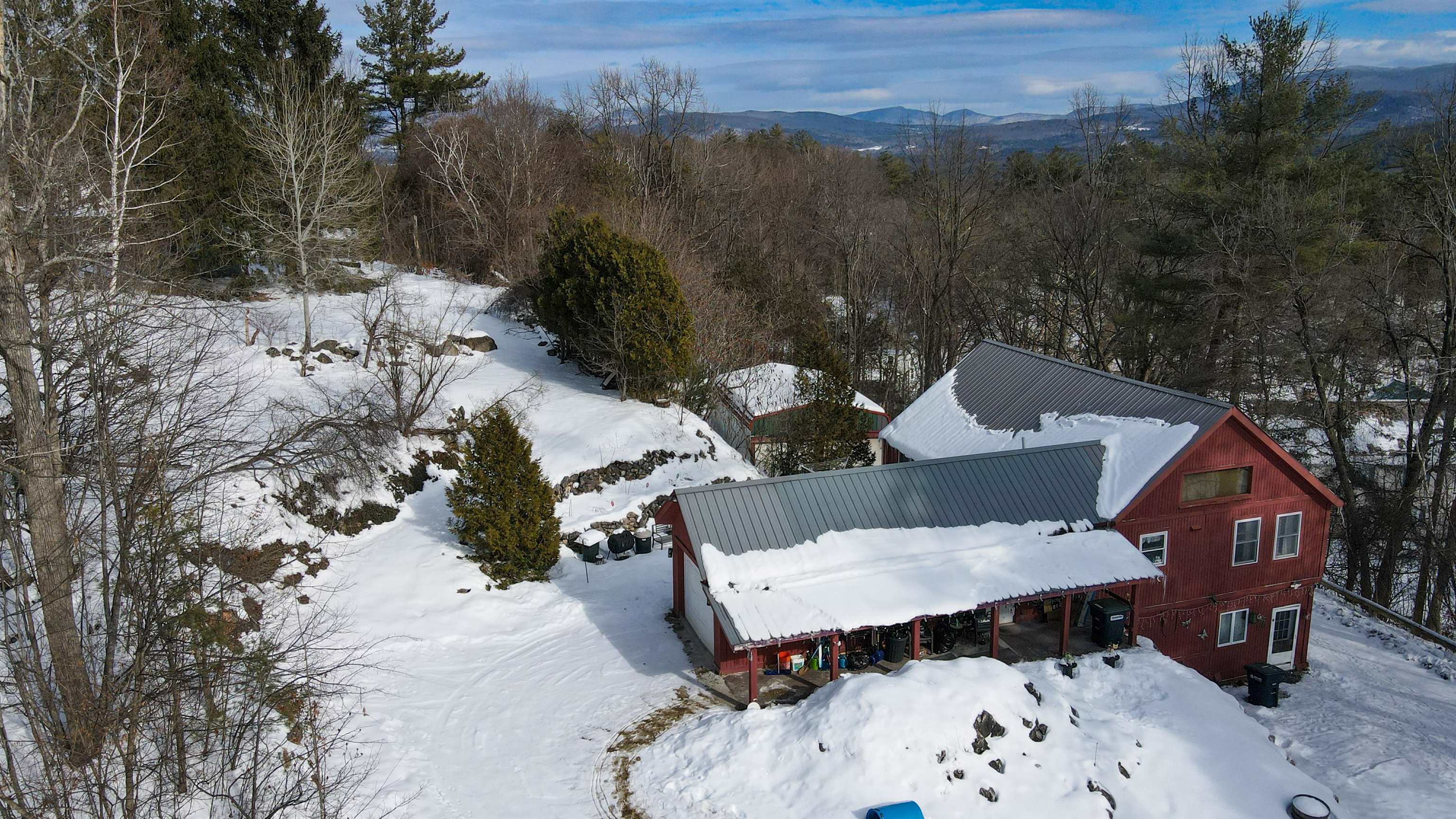 26 Center St, Proctor, VT 05765 - MLS 4942586 - Coldwell Banker