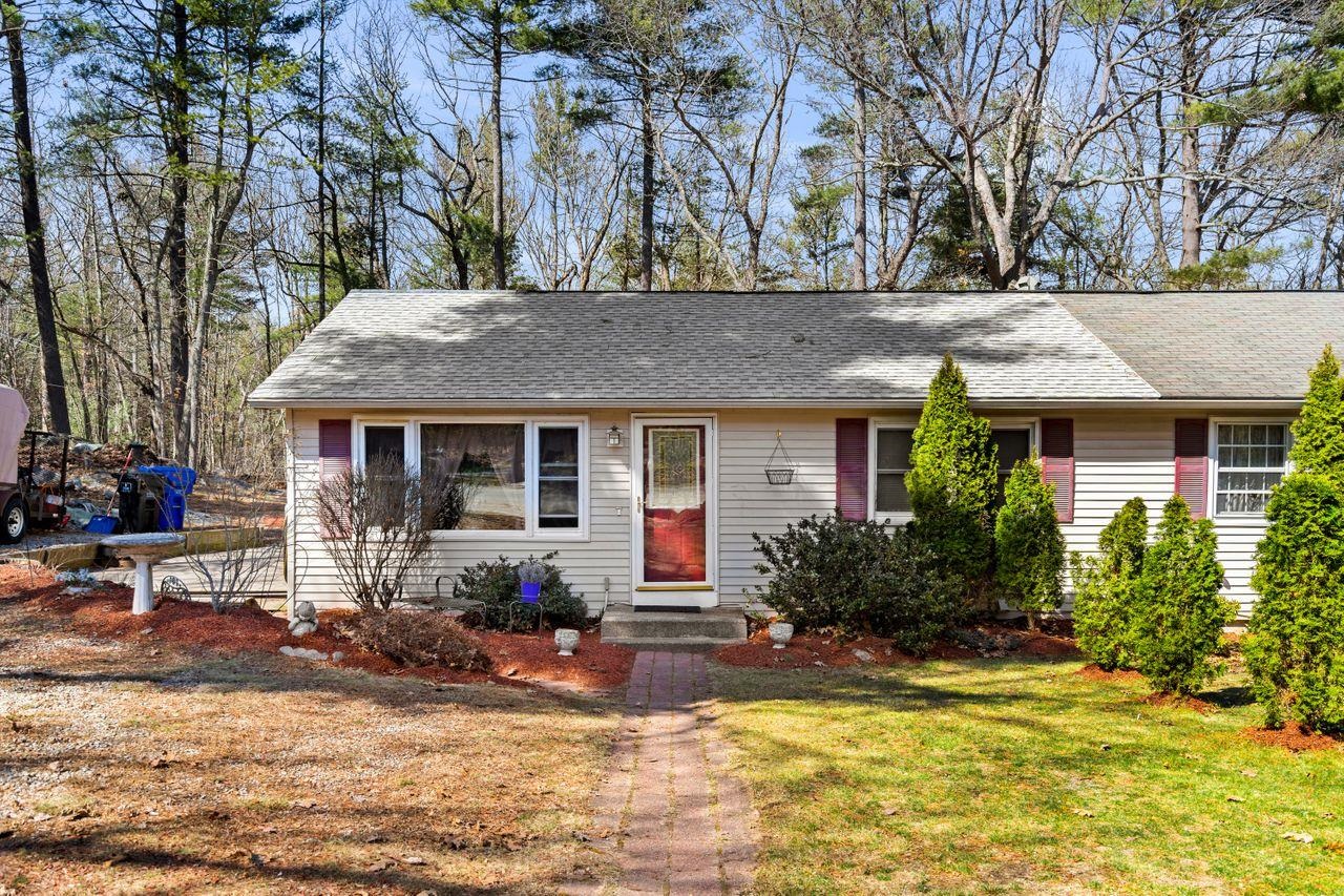 7 1/2 Gordon St, Hudson, NH 03051 - MLS 4946882 - Coldwell Banker