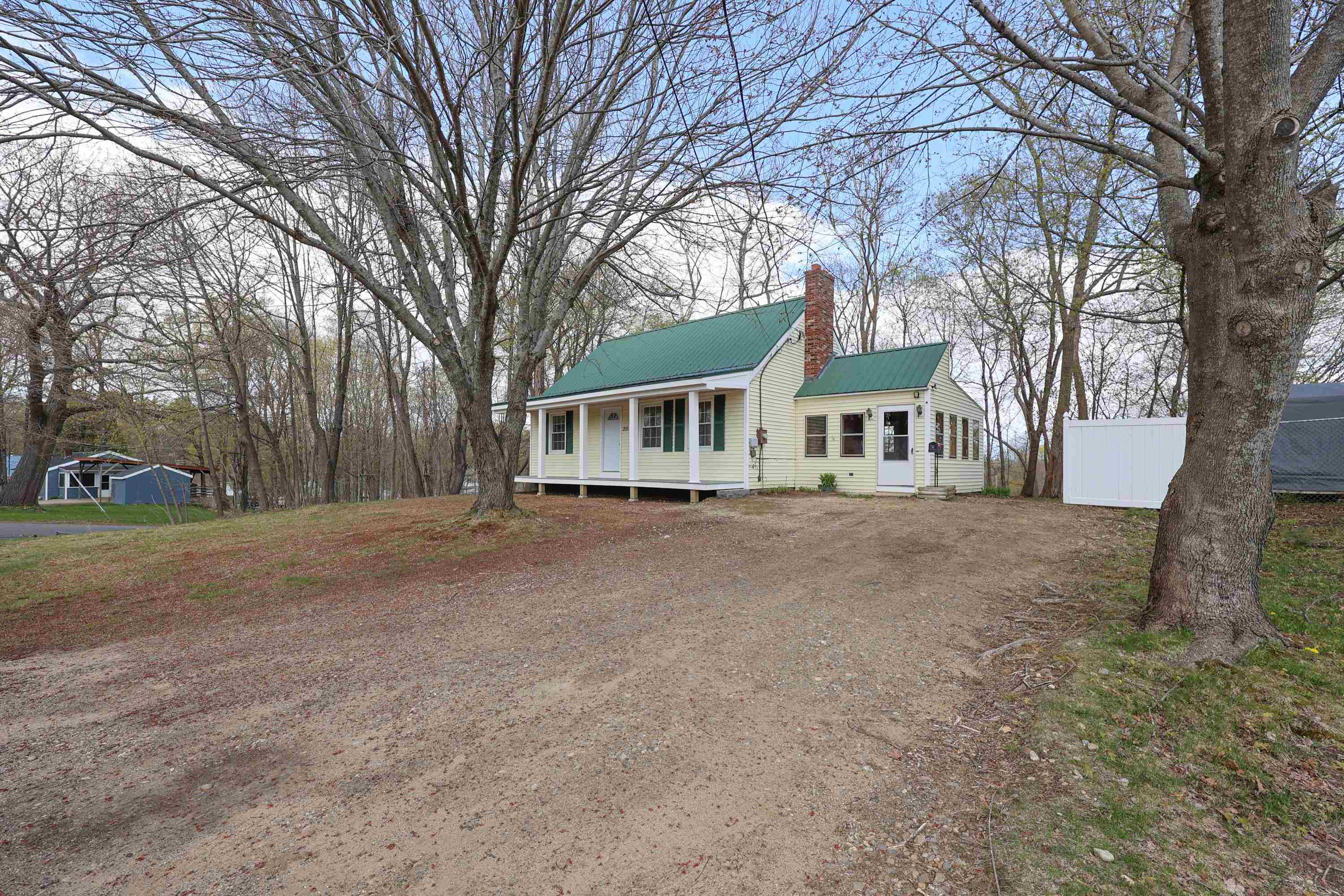 201 North St, Laconia, NH 03246 - MLS 4950582 - Coldwell Banker