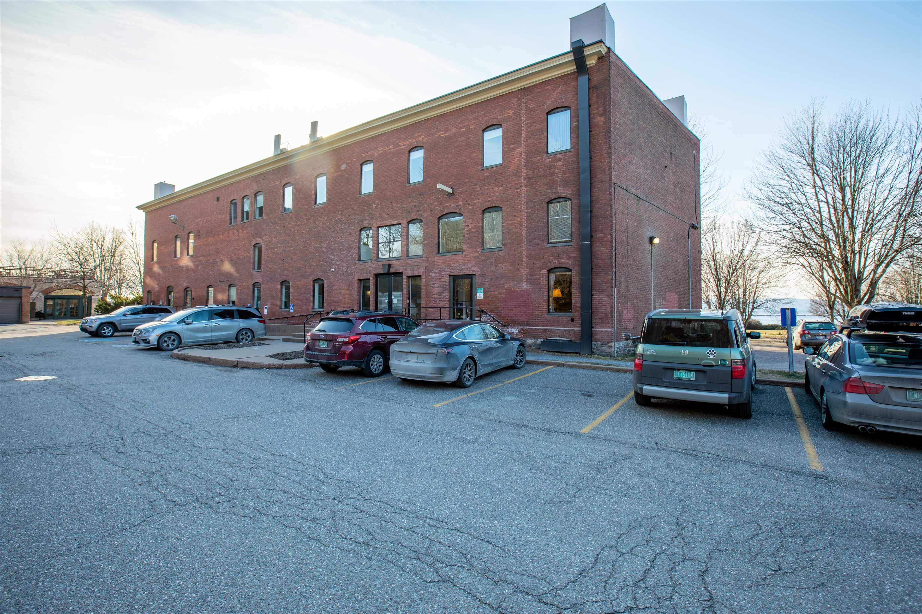 86 Lake St, Burlington, VT 05401 - MLS 4959927 - Coldwell Banker