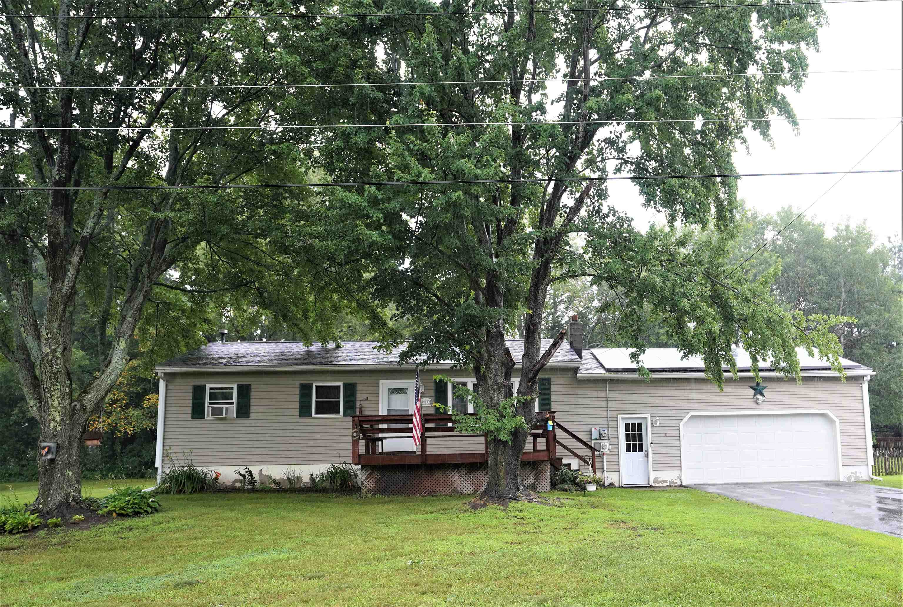 10 Russell Cir, Milton, VT 05468 - MLS 4961124 - Coldwell Banker