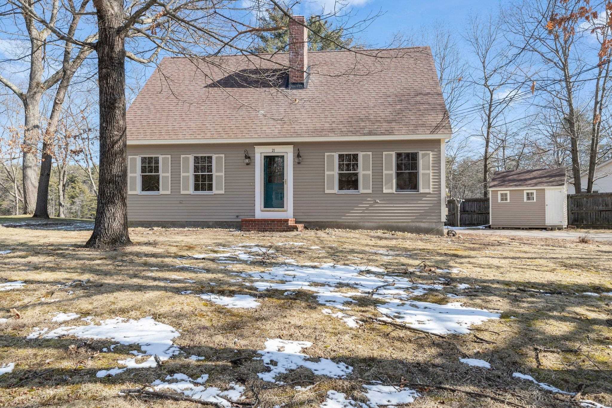 21 Riverside Dr, Rochester, NH 03867 - MLS 4986033 - Coldwell Banker