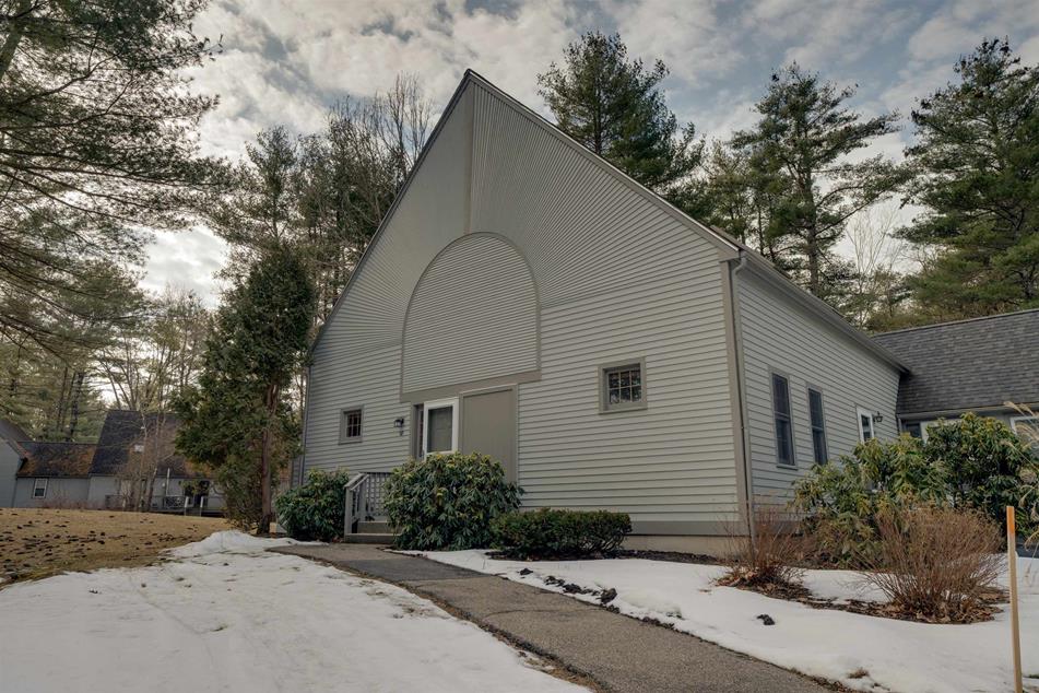 58 Glengarry Dr, Stratham, NH 03885 - MLS 4986850 - Coldwell Banker