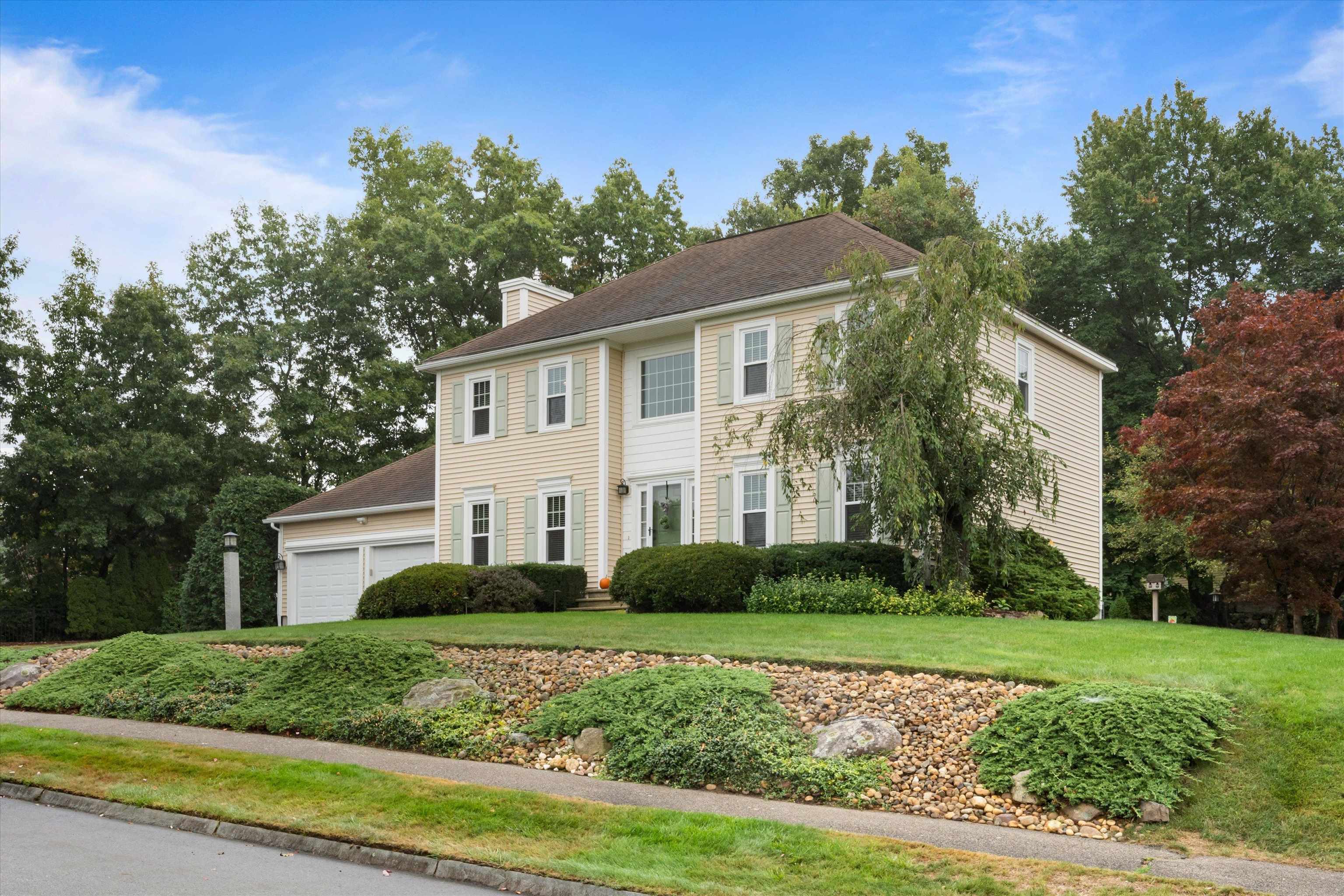 49 Monica Dr, Nashua, NH 03062 - MLS 5015799 - Coldwell Banker