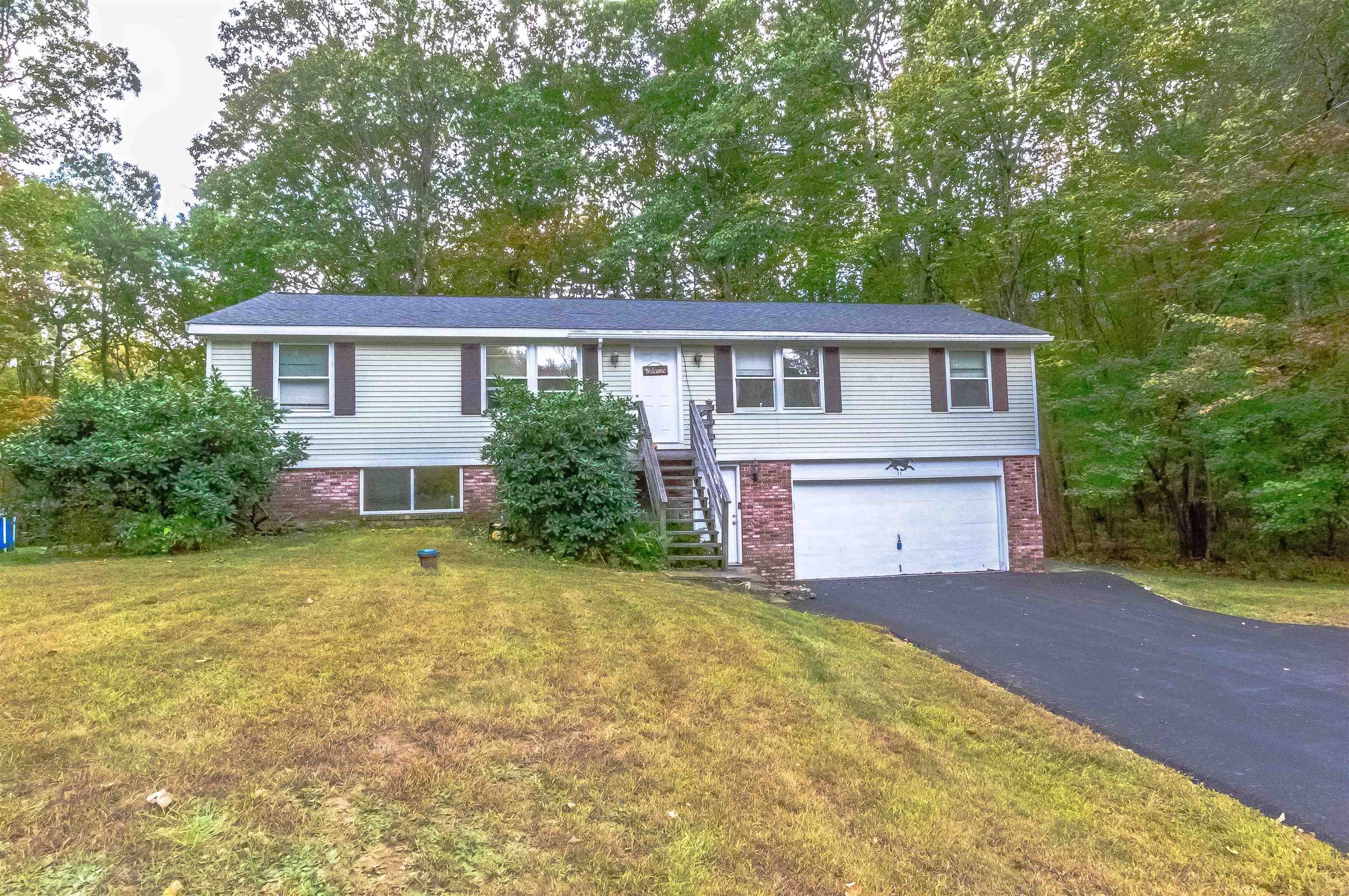 11 Perkins Rd, Londonderry, NH 03053 - MLS 5016915 - Coldwell Banker