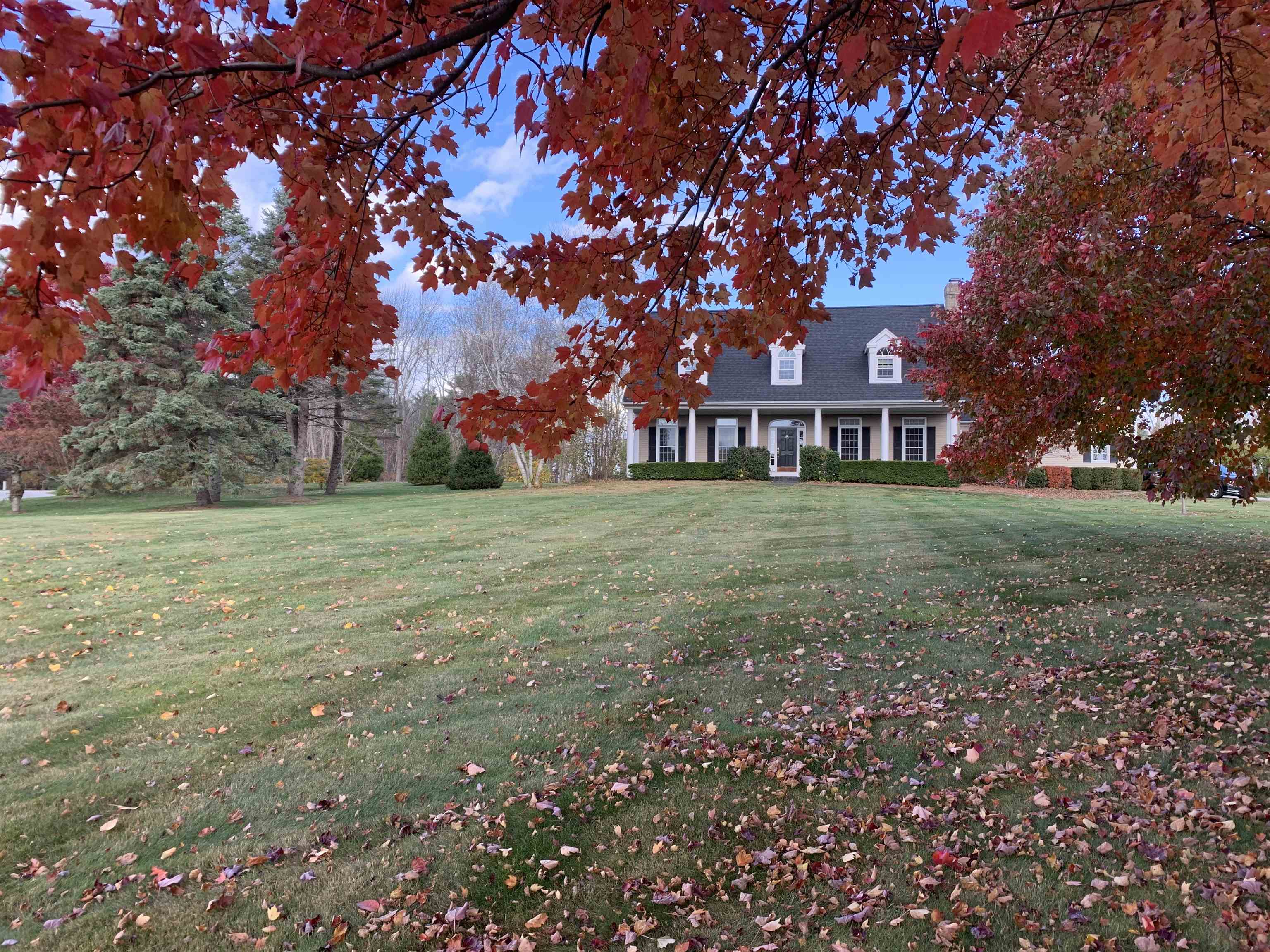 5 Applewood Dr, Hampton Falls, NH 03844 - MLS 5020850 - Coldwell Banker