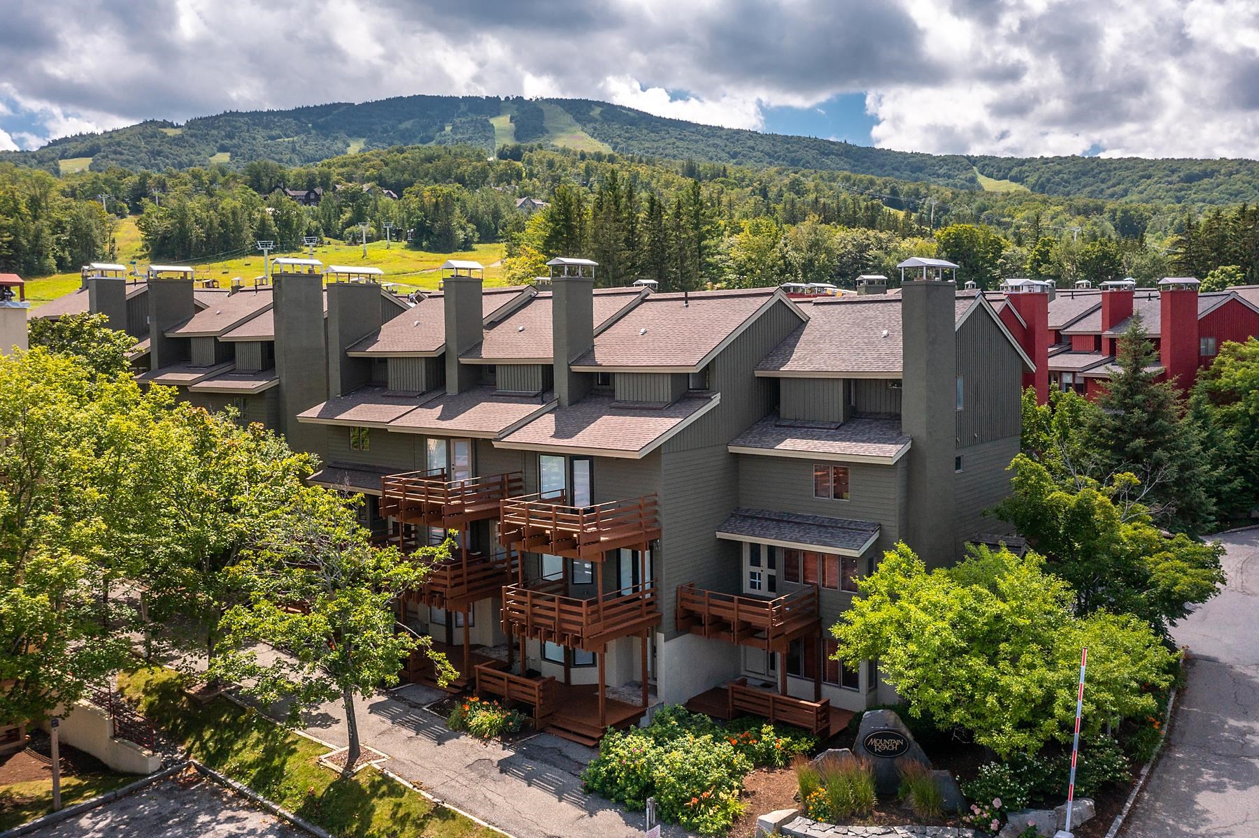 34 Mountain Reach Mews Rd, Stratton, VT 05155 - MLS 5029031 - Coldwell ...