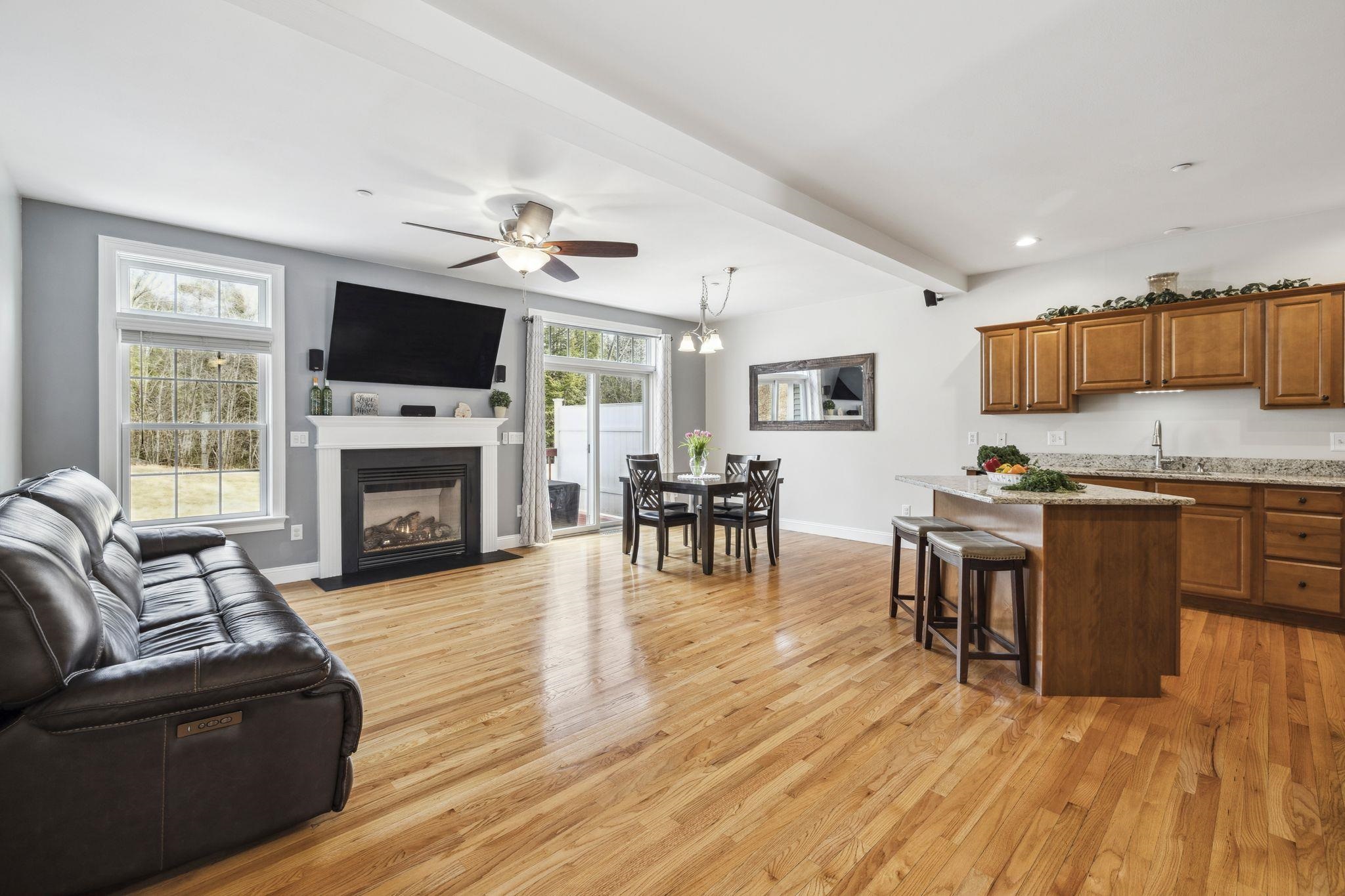 624 Main St #Unit 2, Fremont, NH 03044 - MLS 5031907 - Coldwell Banker