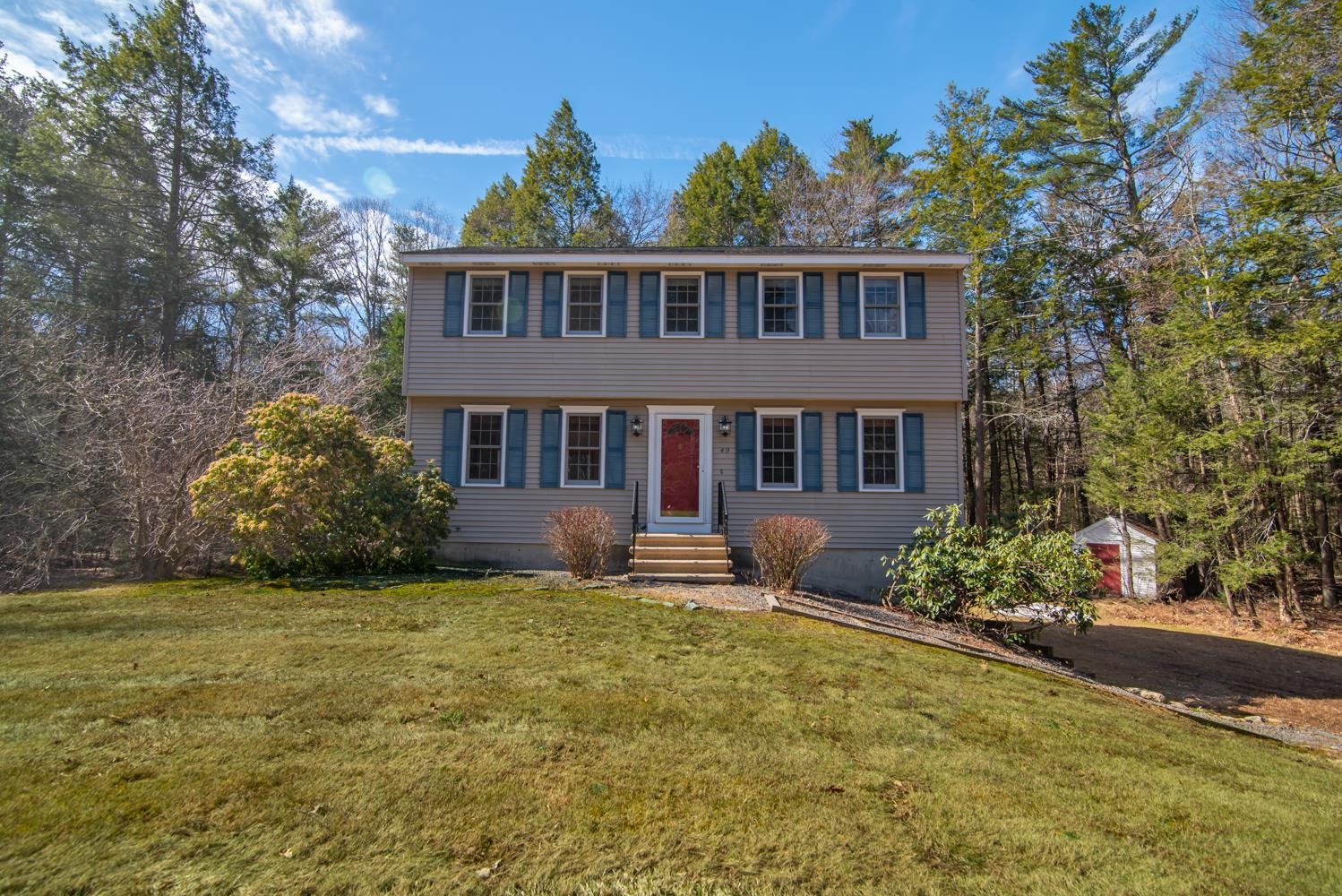 49 Kristin Dr, Derry, NH 03038 - MLS 5033439 - Coldwell Banker