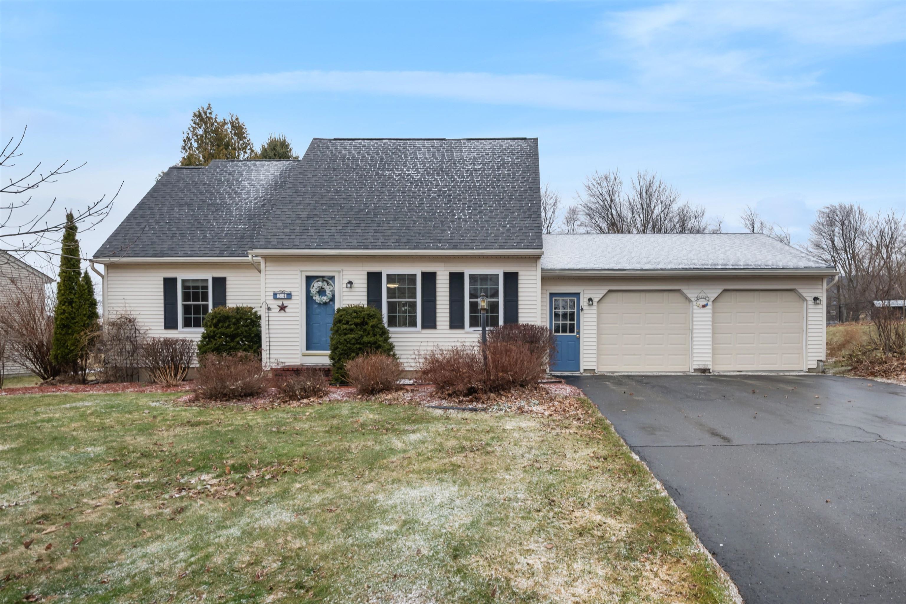 34 Hunting Ridge Ln, Milton, VT 05468 - MLS 5033492 - Coldwell Banker