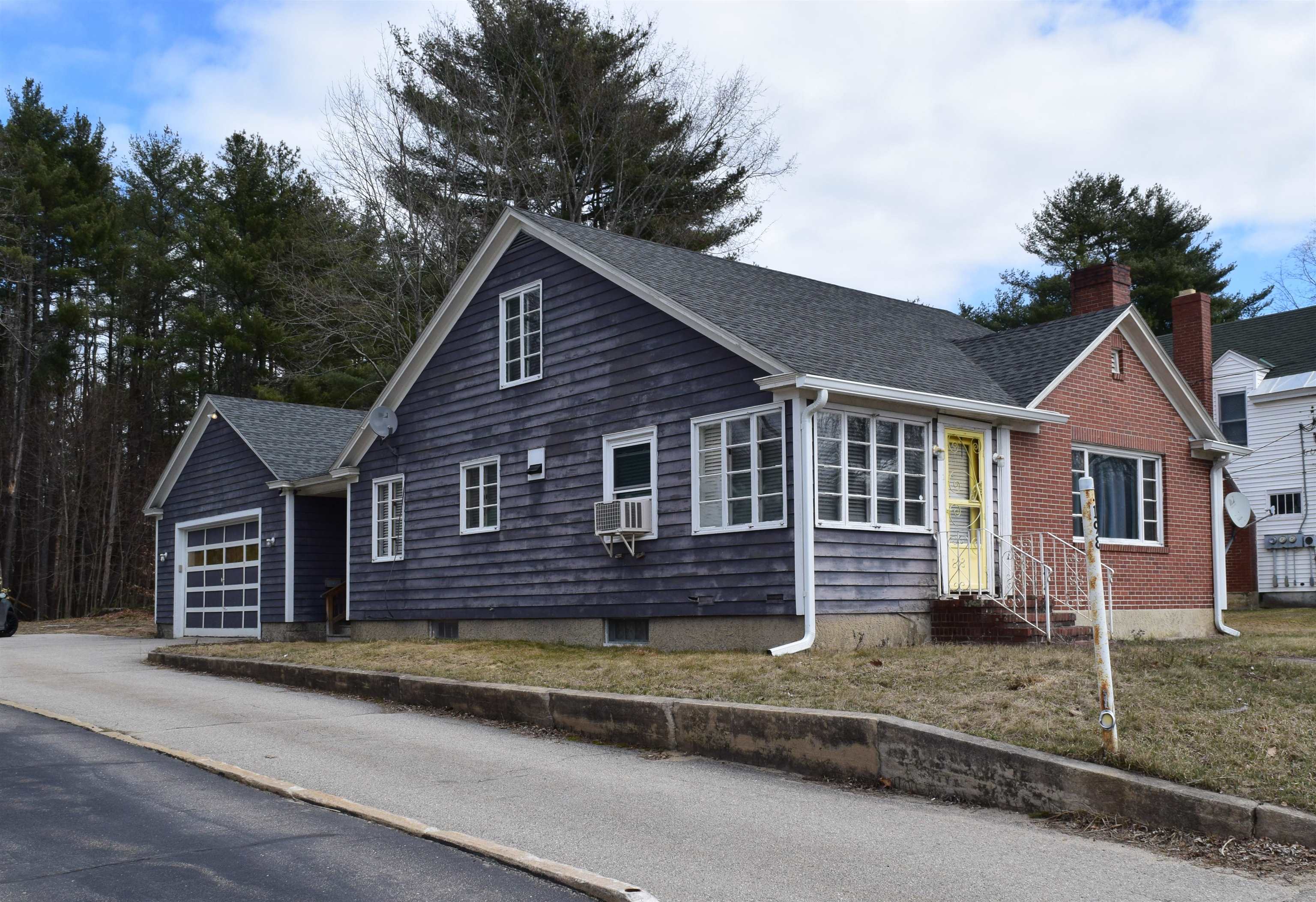 198 S Main St, Rochester, NH 03867 - MLS 5033932 - Coldwell Banker