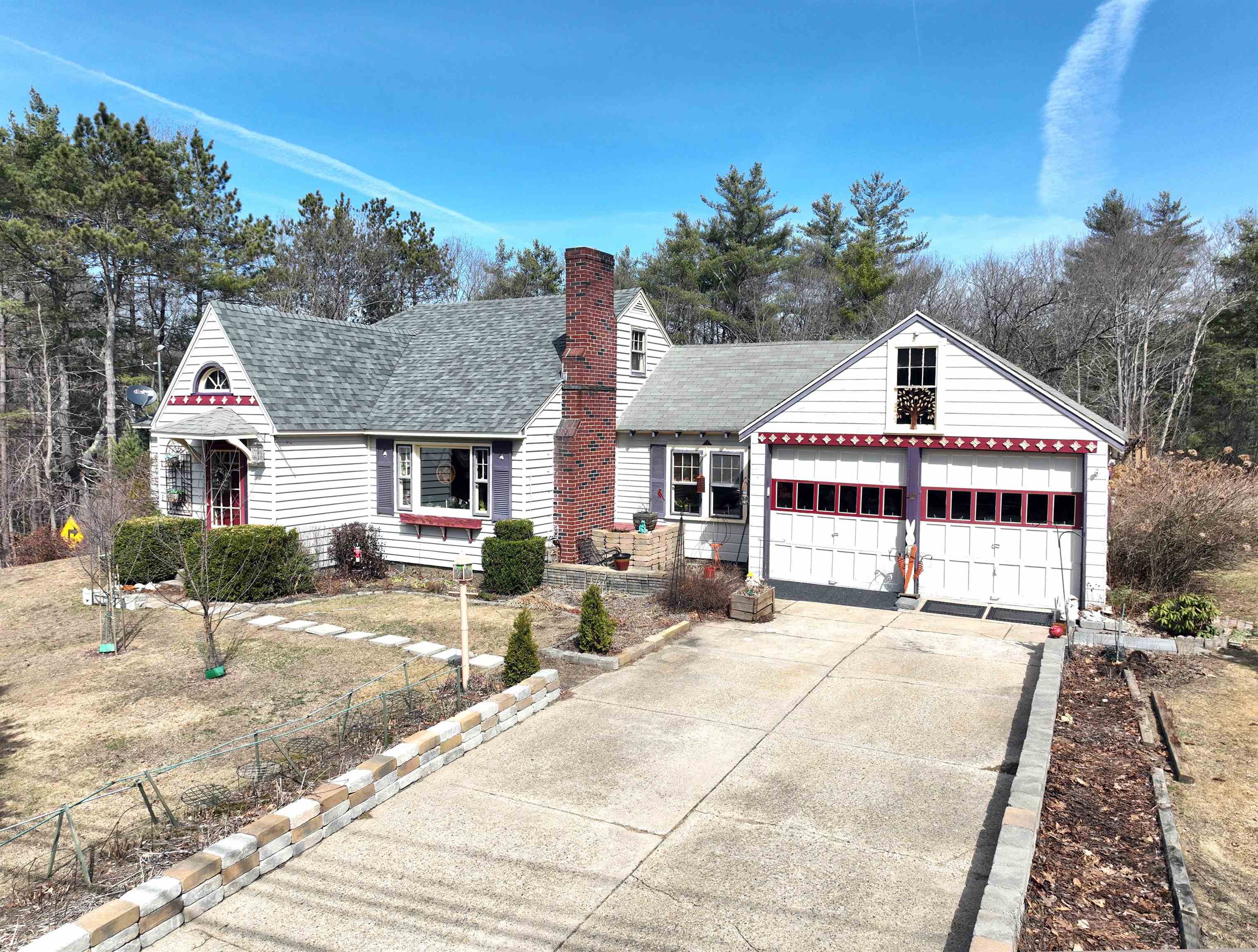 253 N Main St, Troy, NH 03465 - MLS 5034374 - Coldwell Banker