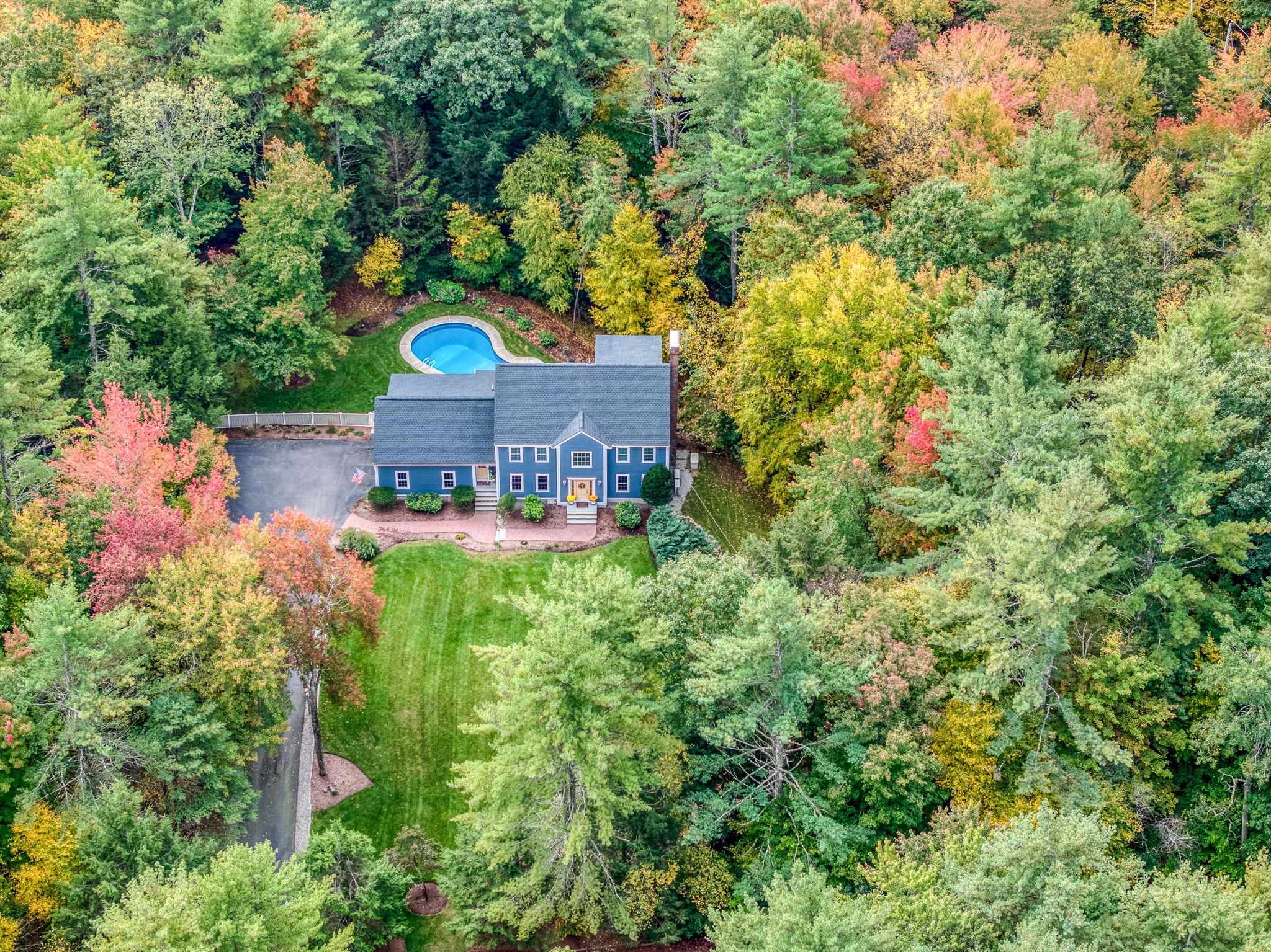 10 Cider Mill Rd, Bedford, NH 03110 - MLS 5035395 - Coldwell Banker