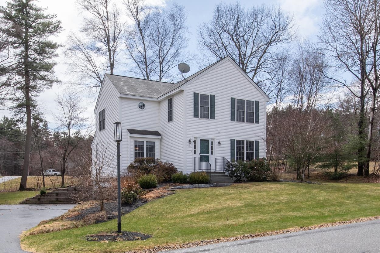 11 Drew Woods Dr, Derry, NH 03038 - MLS 5035590 - Coldwell Banker