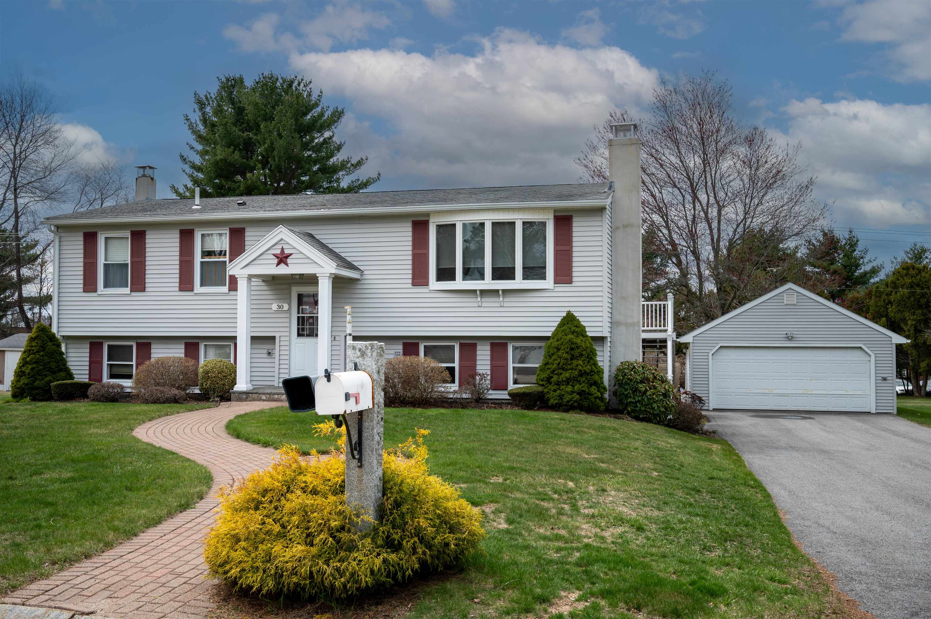 30 Davis Rd, Portsmouth, NH 03801 - MLS 5036656 - Coldwell Banker