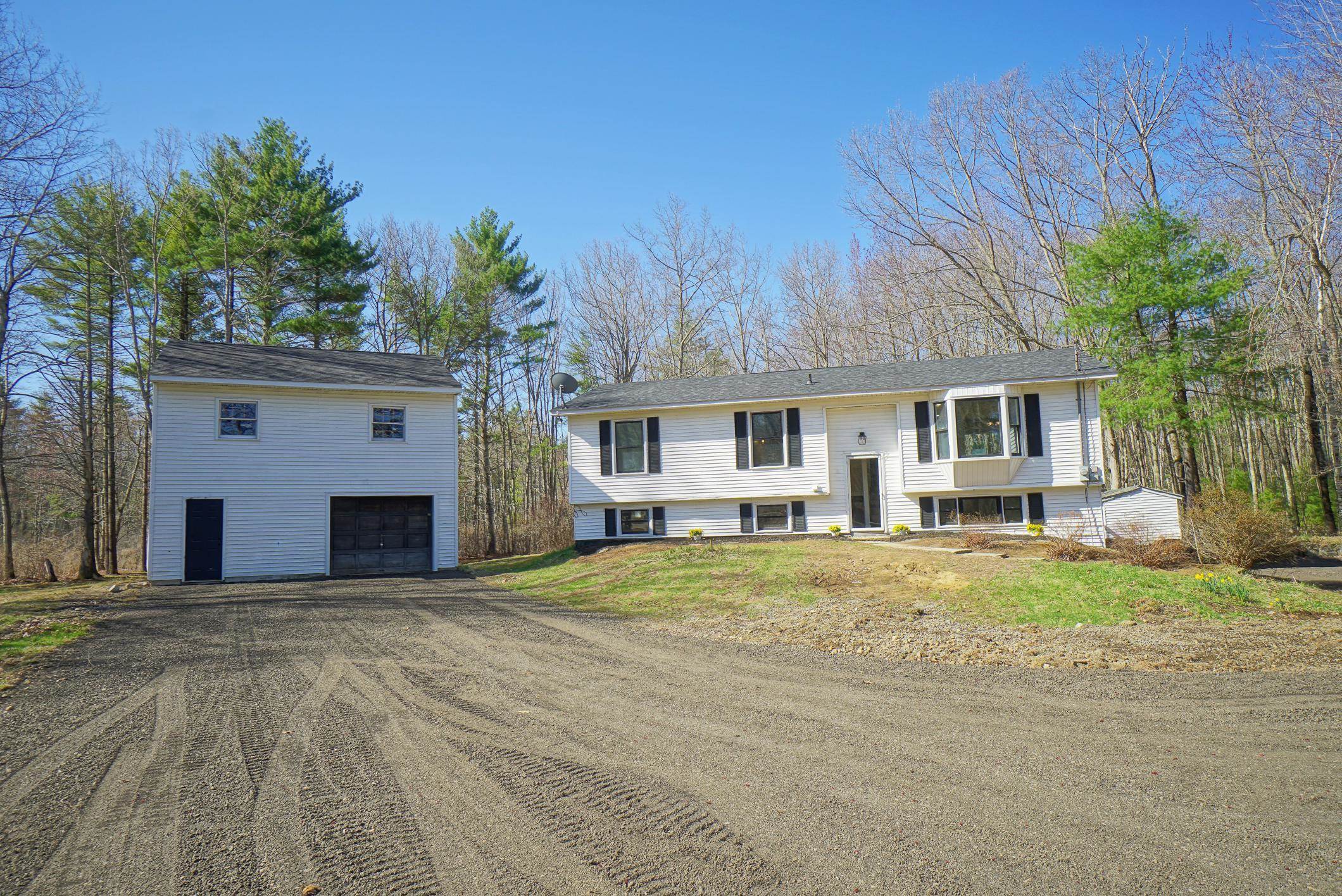 5 New Boston Rd, Kingston, NH 03848 - MLS 5037651 - Coldwell Banker