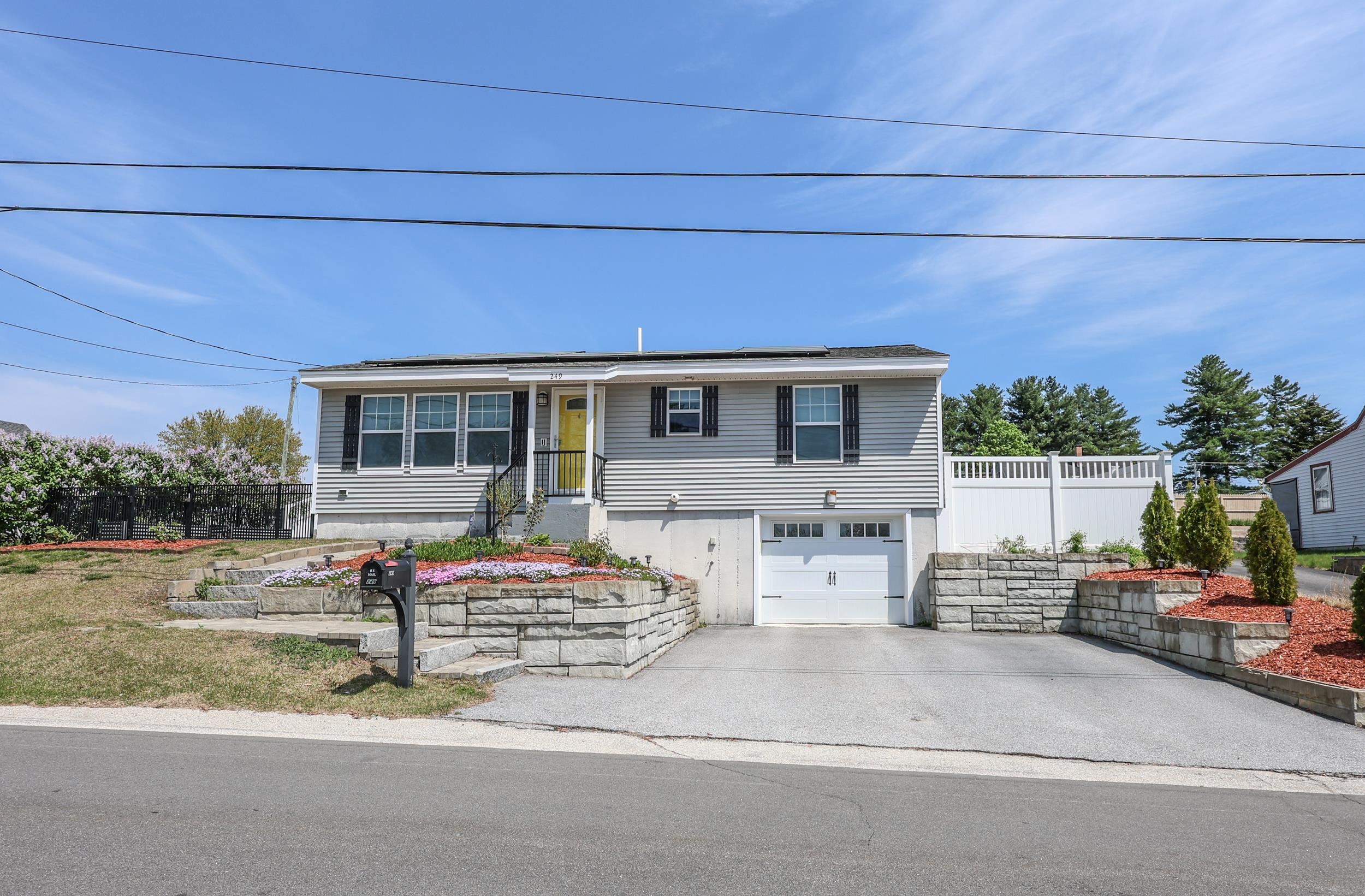 249 Rhode Island Ave, Manchester, NH 03104 - MLS 5041050 - Coldwell Banker