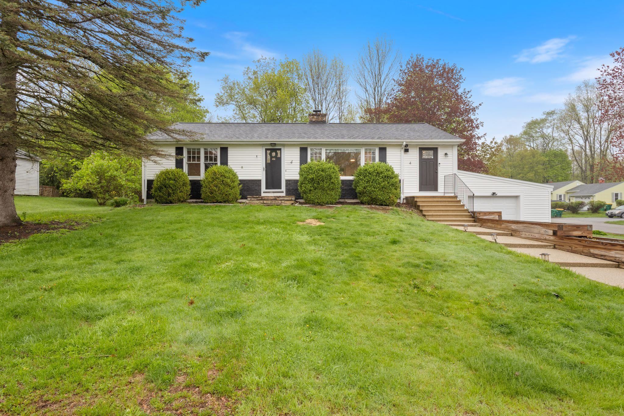 4 Thomas St, Rochester, NH 03867 - MLS 5041674 - Coldwell Banker