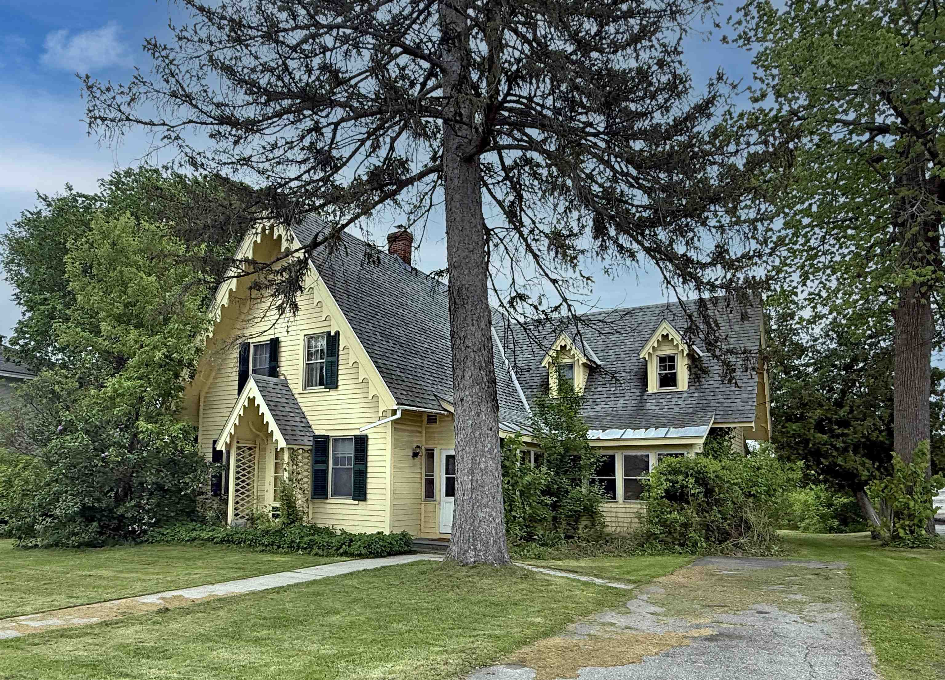 81 Main St, Vergennes, VT 05491 - MLS 5042887 - Coldwell Banker