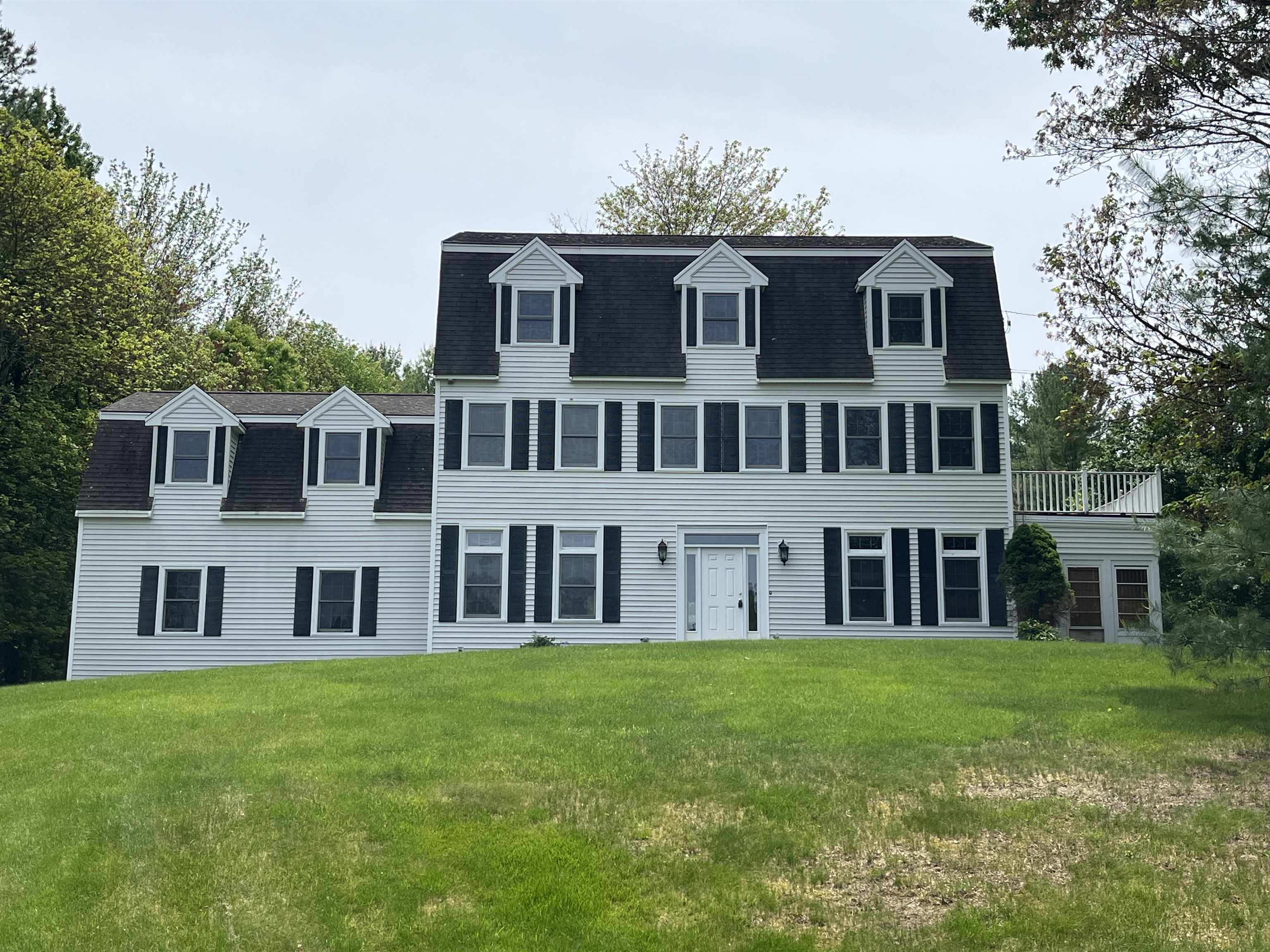 4 Stable Rd, Nashua, NH 03062 - MLS 5043384 - Coldwell Banker