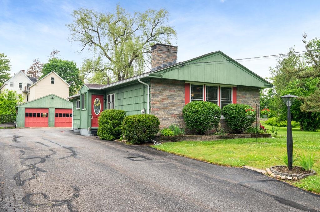 10 Redington Rd, Concord, NH 03301 - MLS 5046065 - Coldwell Banker