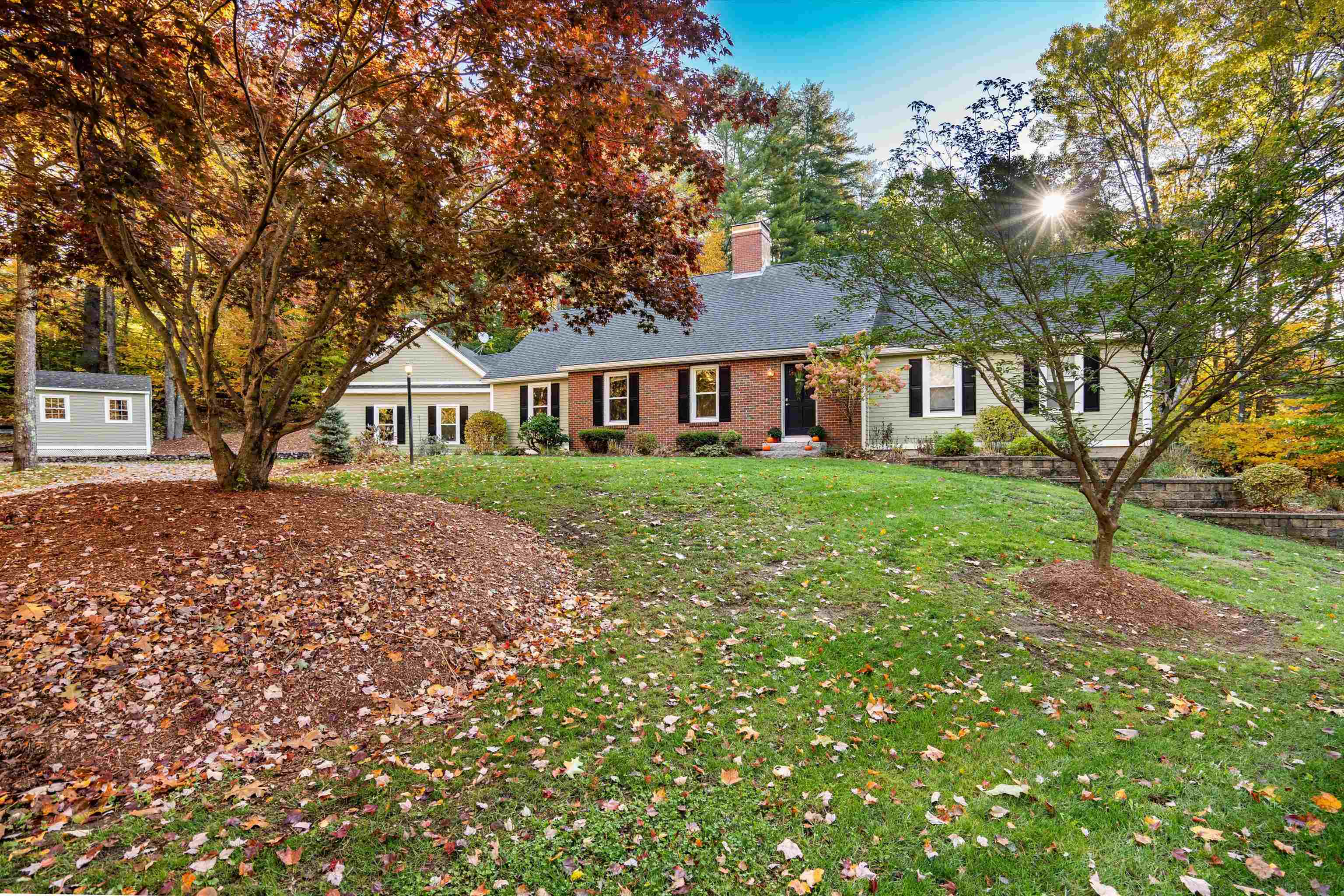 3 Chickadee Ct, Bedford, NH 03110 - MLS 5048775 - Coldwell Banker