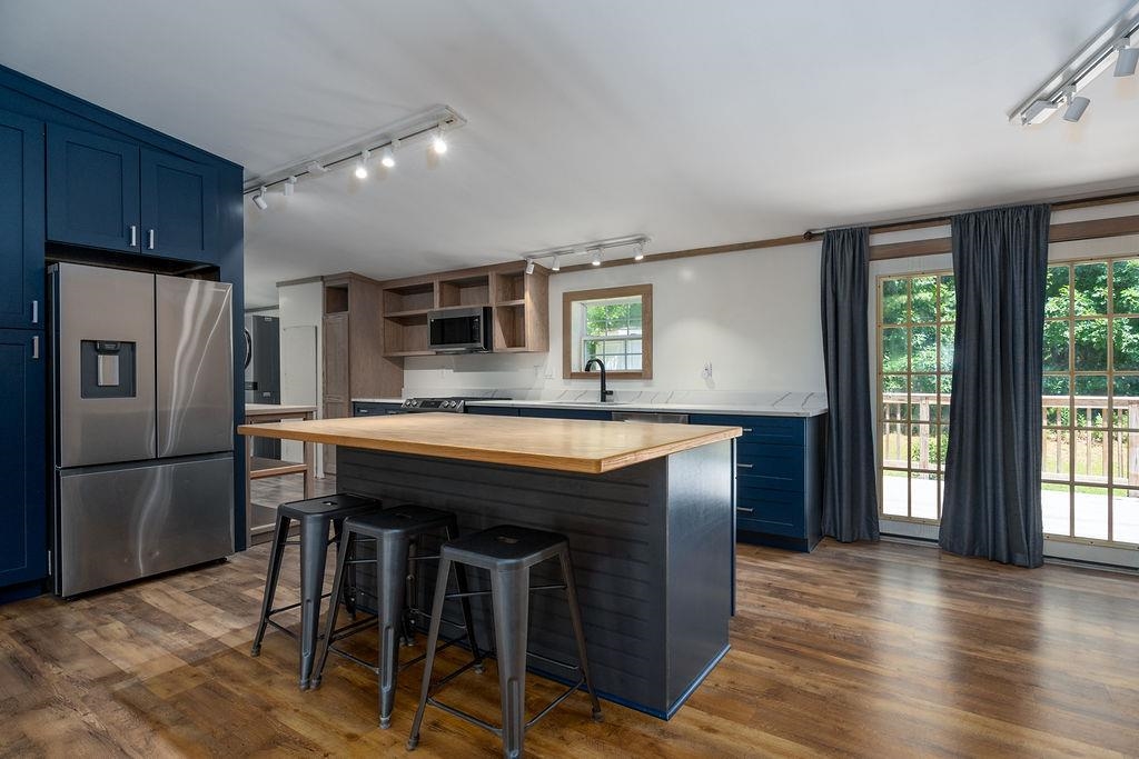 10 Stacey Dr, Hopkinton, NH 03229 - MLS 5049481 - Coldwell Banker