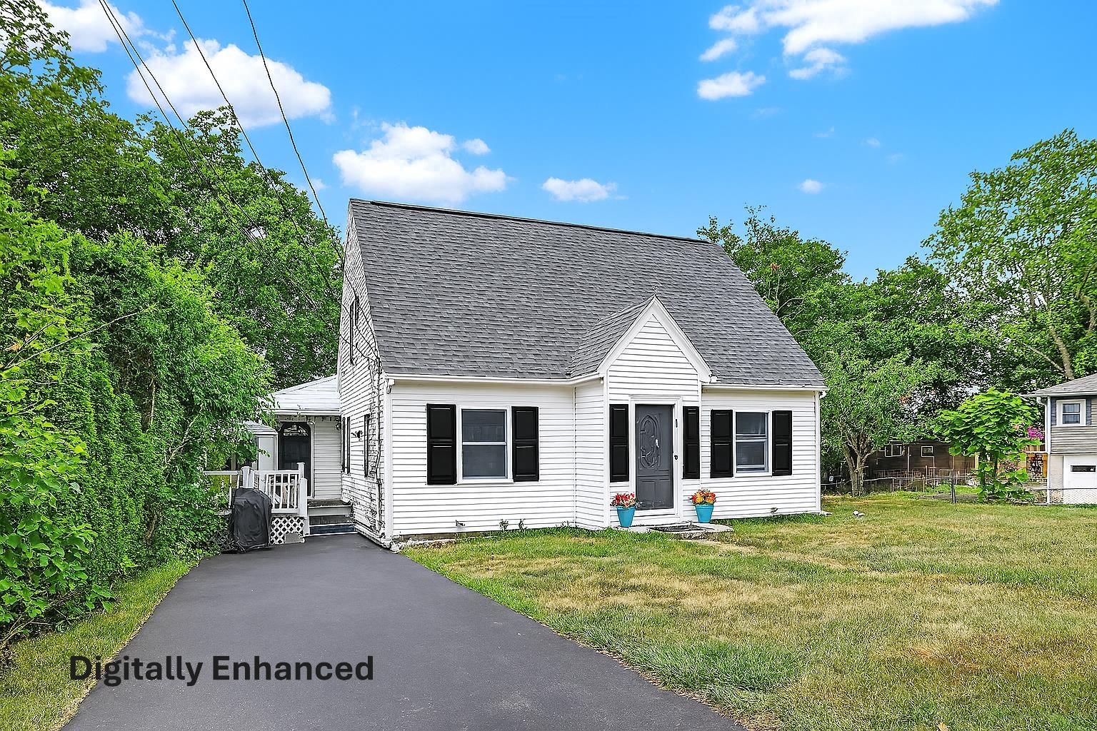 16 Benning St, Salem, NH 03079 - MLS 5051259 - Coldwell Banker