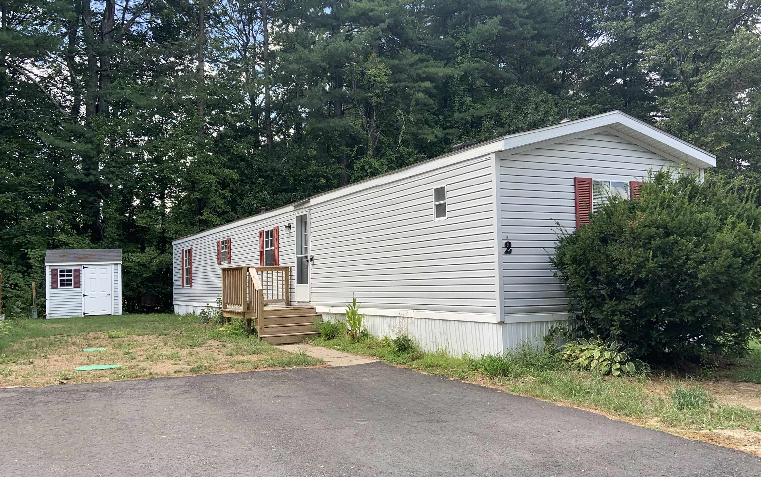 2 Robyn Ct, Litchfield, NH 03052 - MLS 5056266 - Coldwell Banker