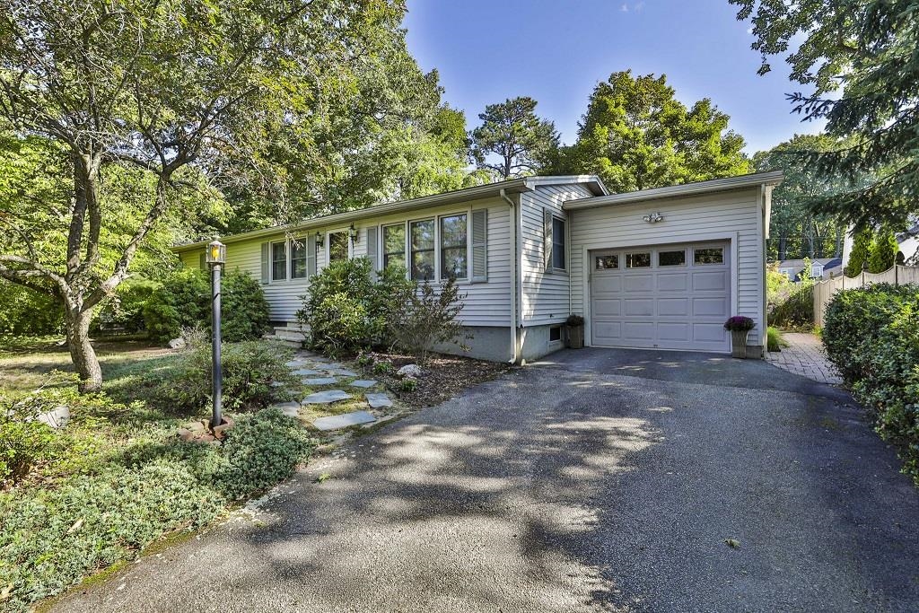 12 Harris St, Nashua, NH 03060 - MLS 5059705 - Coldwell Banker