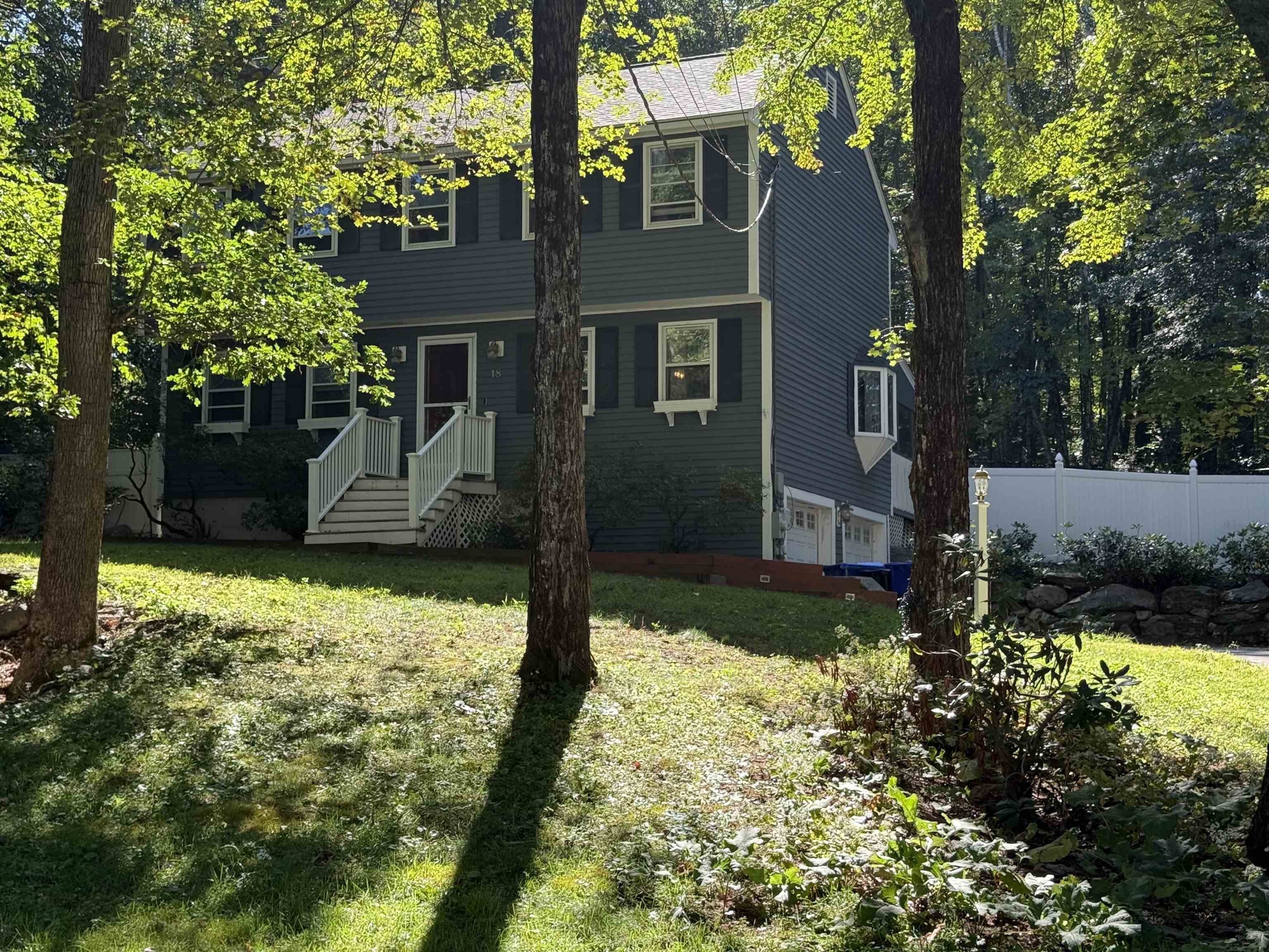 18 Lund Dr, Hudson, NH 03051 - MLS 5061566 - Coldwell Banker