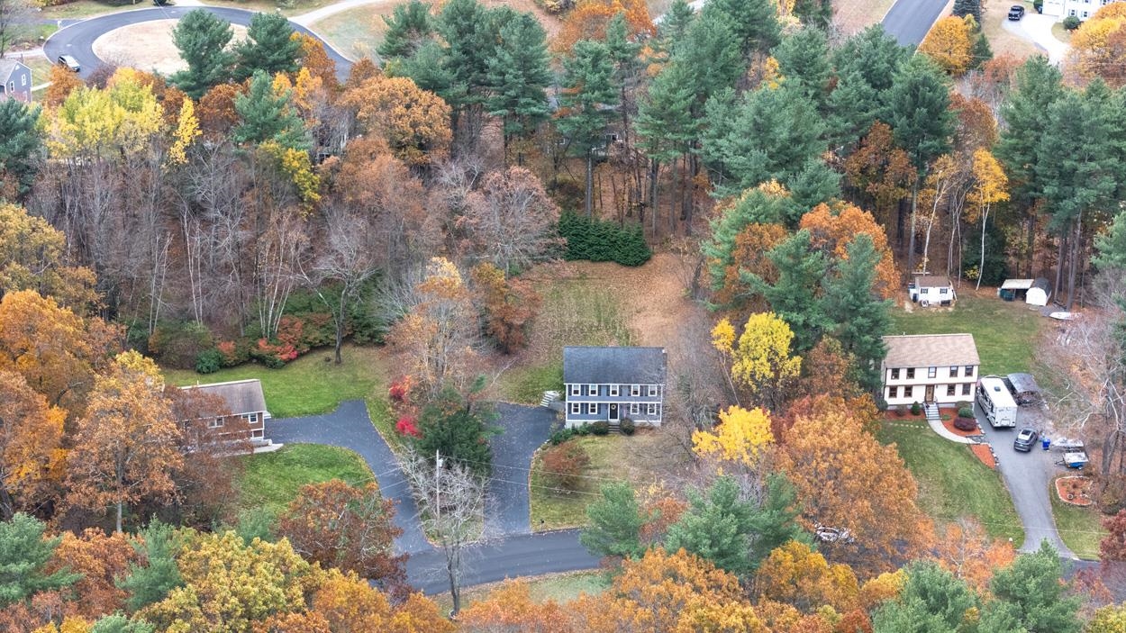 6 Lund Dr, Hudson, NH 03051 - MLS 5067874 - Coldwell Banker