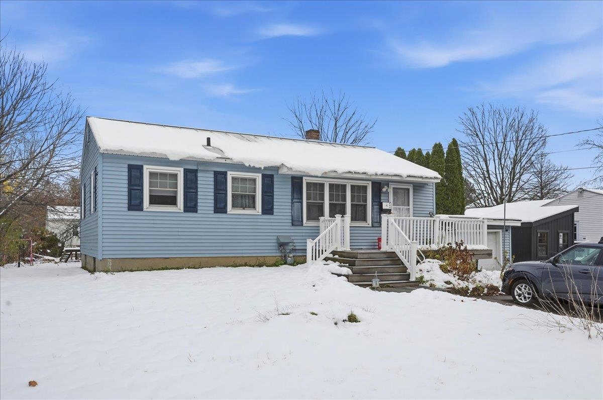 4 Sherry Rd, South Burlington, VT 05403 - MLS 5069955 - Coldwell Banker