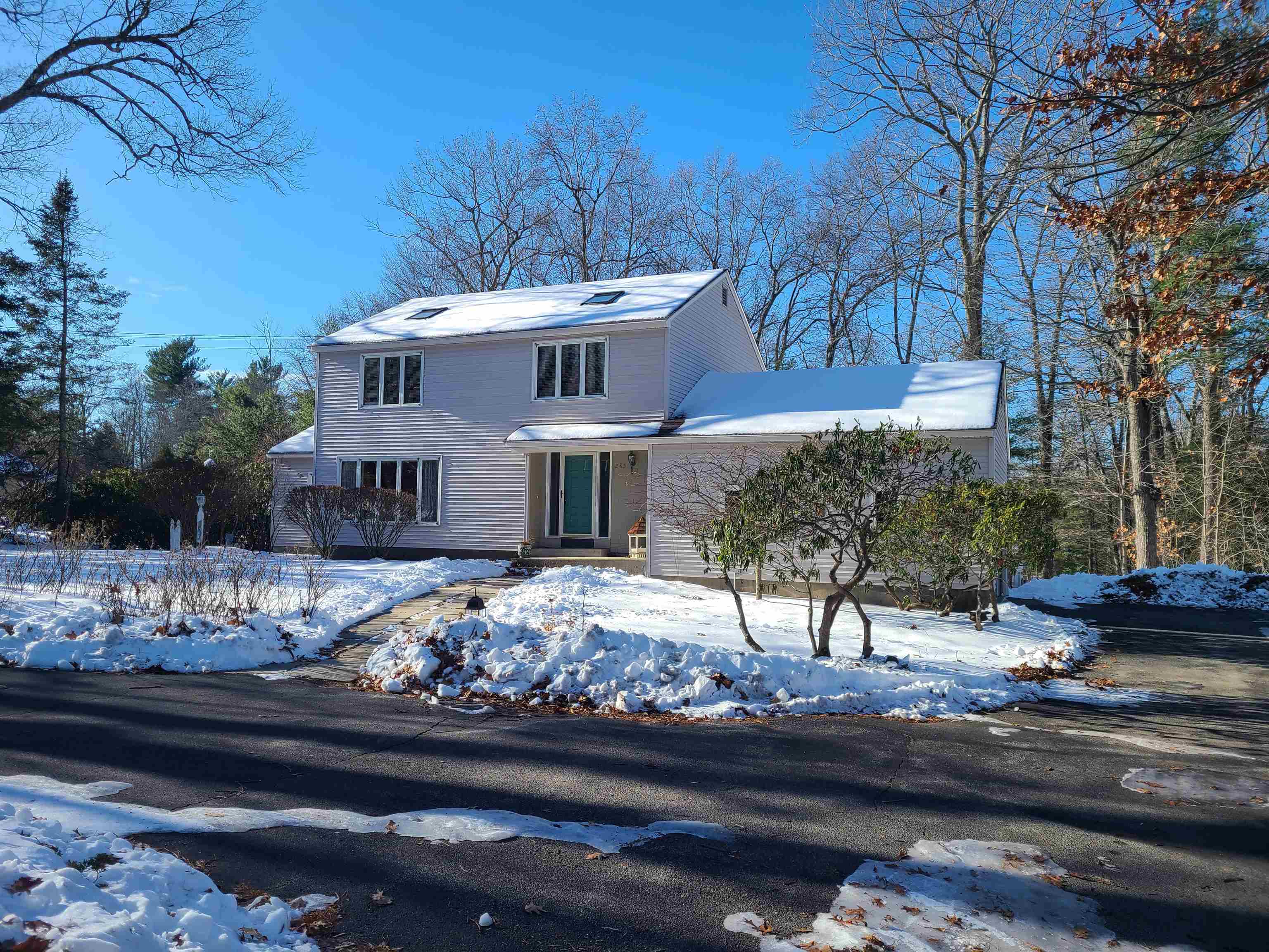 285 E Dunstable Rd, Nashua, NH 03062 - MLS 5070565 - Coldwell Banker