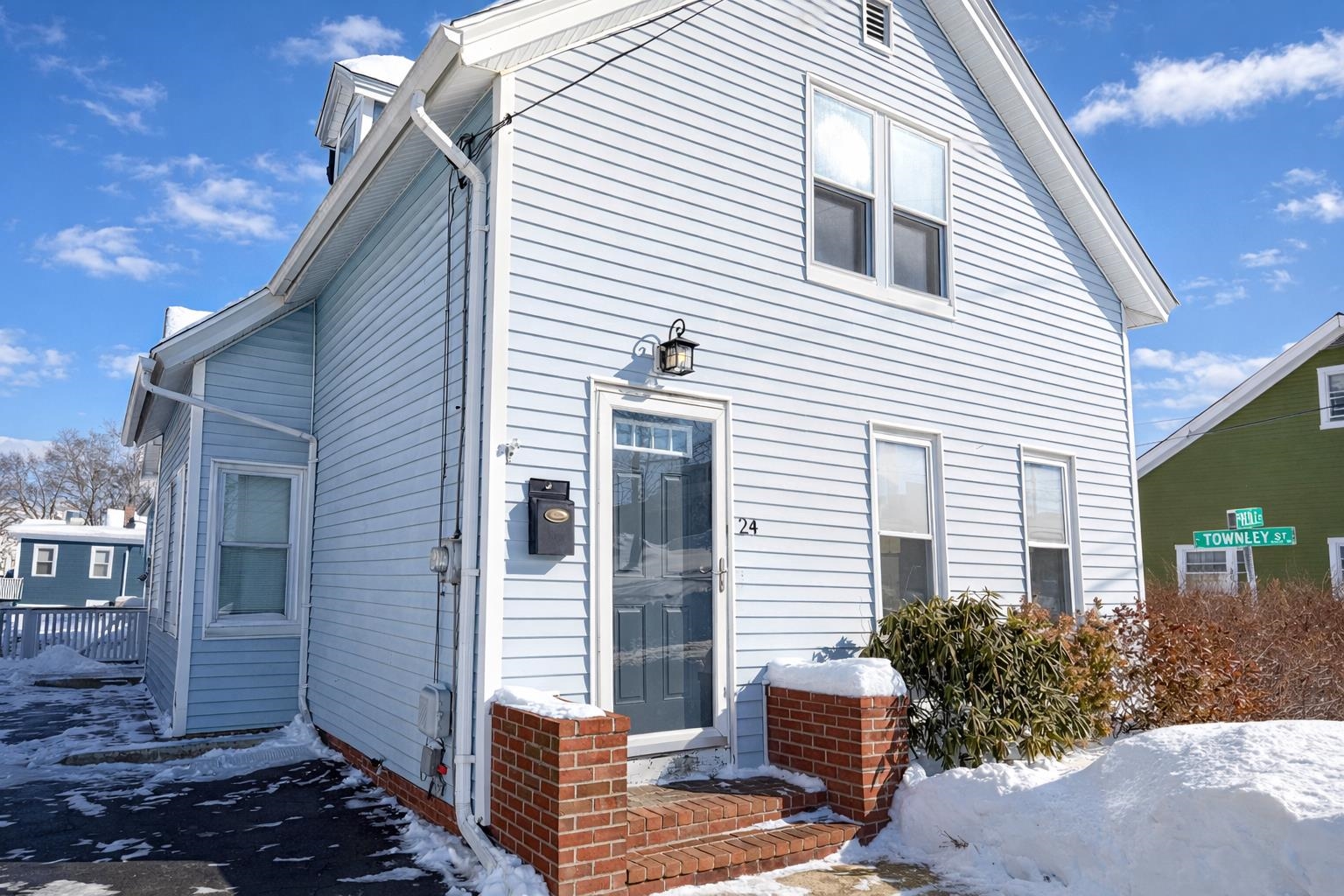 24 Preble St, Dover, NH 03820 - MLS 5075851 - Coldwell Banker