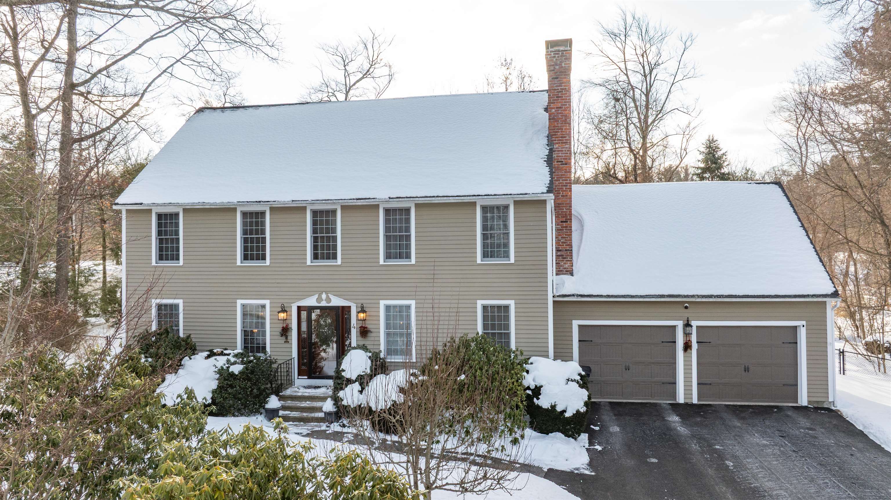 4 Lisa Dr, Nashua, NH 03062 - MLS 5076321 - Coldwell Banker