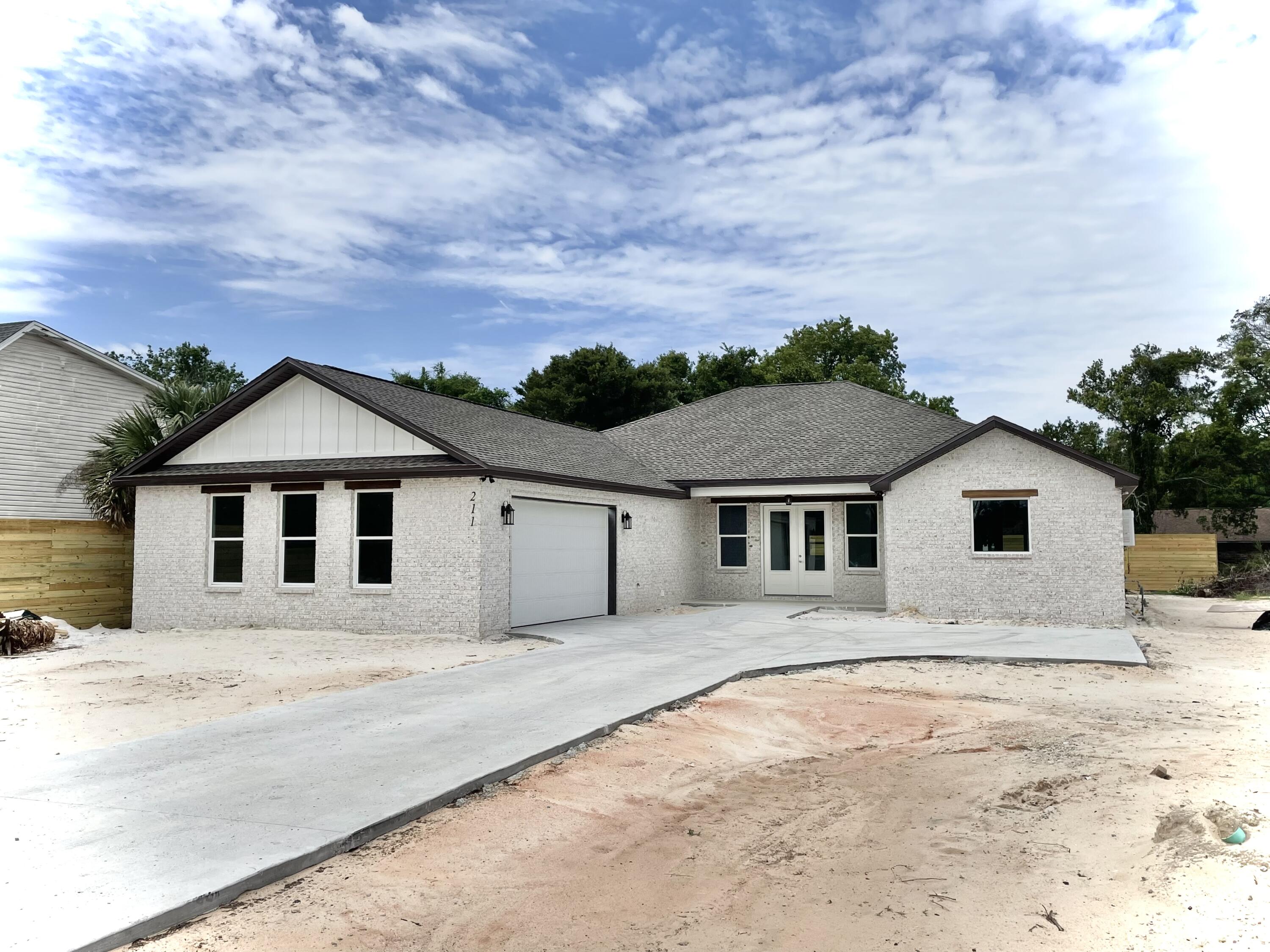 211 Benning Dr, Destin, FL 32541 - MLS 909527 - Coldwell Banker