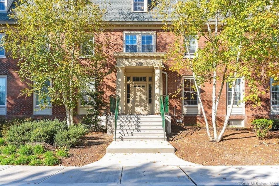295 Ridge Rd #12, Wethersfield, CT 06109 - MLS 170544909 - Coldwell Banker