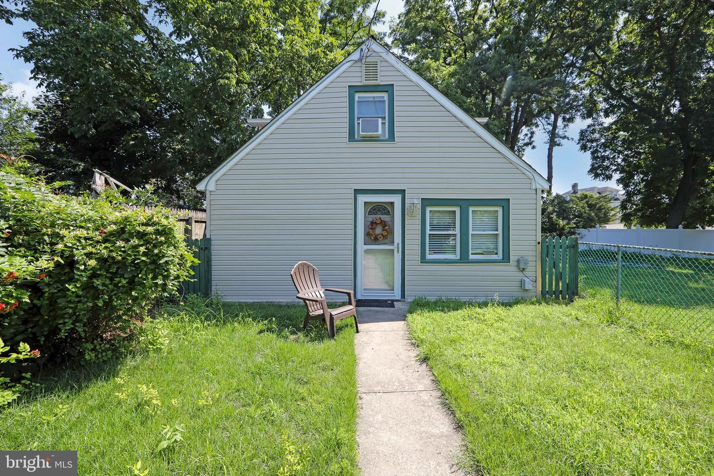 413 Delaware Ave, Riverside, NJ 08075 - MLS NJBL2090116 - Coldwell Banker