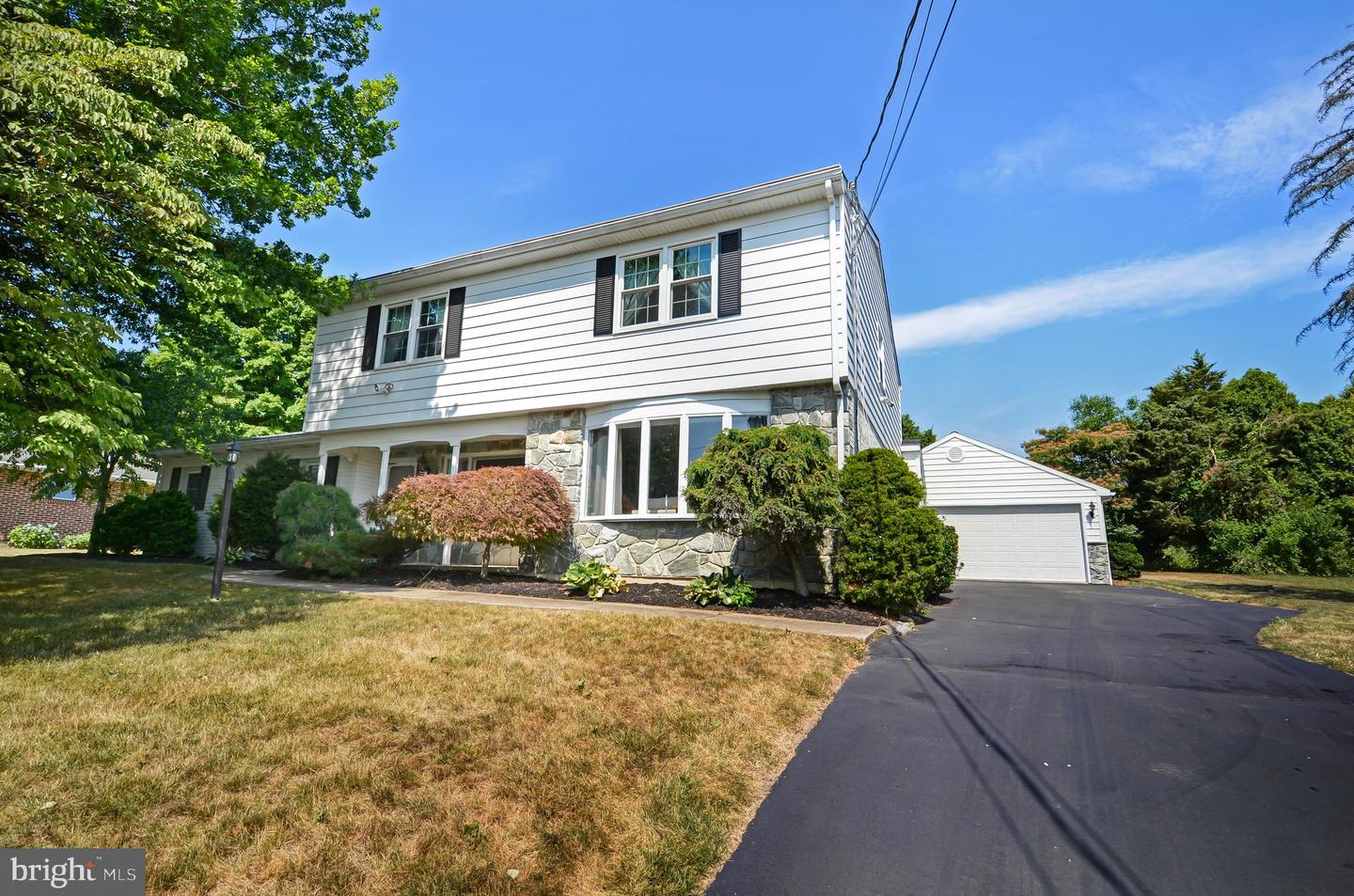 1024 Crest Rd, Leesport, PA 19533 - MLS PABK2045180 - Coldwell Banker