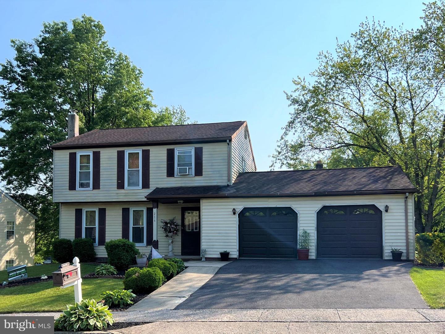 216 Lopax Rd, Harrisburg, PA 17112 - MLS PADA2023606 - Coldwell Banker