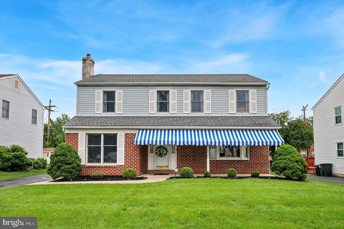 952 Greenhouse Ln, Secane, PA 19018 - MLS PADE2094556 - Coldwell Banker