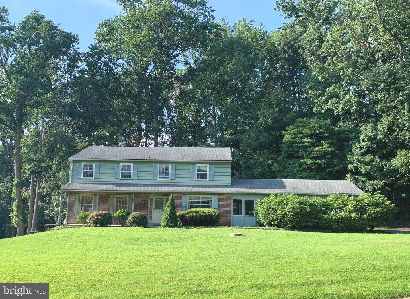 2151 Davis Dr, Media, PA 19063 - MLS PADE2094706 - Coldwell Banker