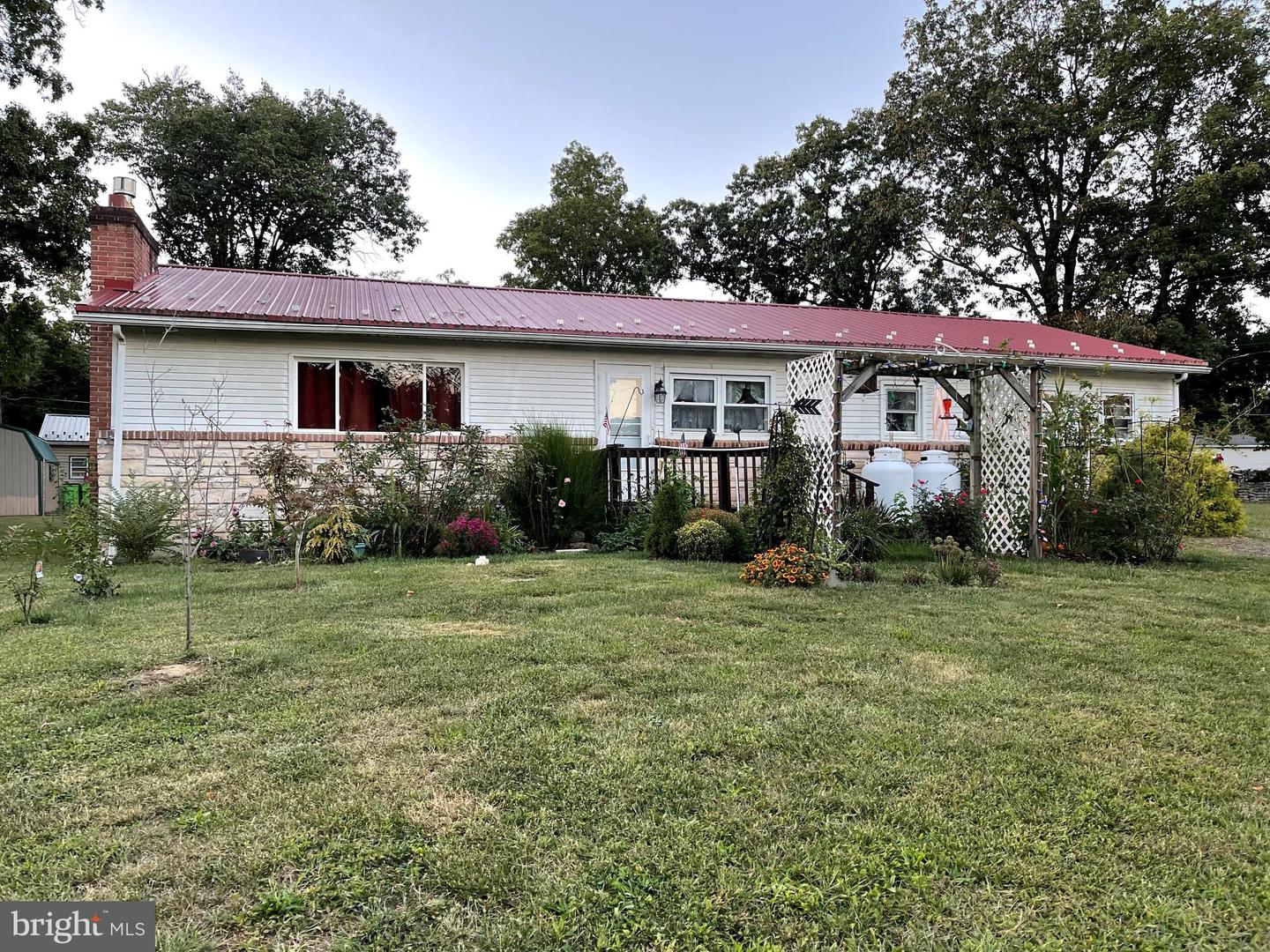 8662 Oakdale Rd, Orrstown, PA 17244 - MLS PAFL2016144 - Coldwell Banker