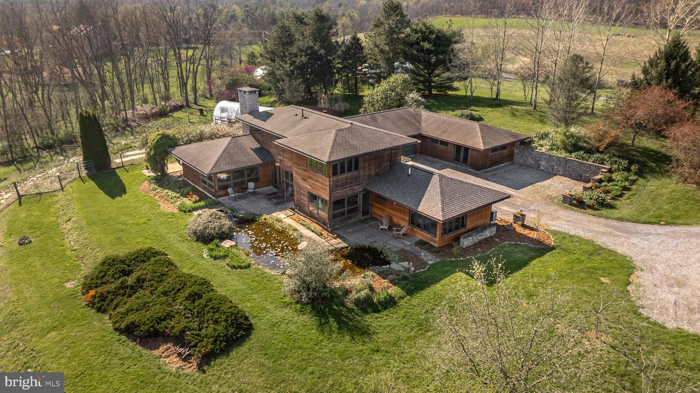 9356 Playhouse Rd, Petersburg, PA 16669 - MLS PAHU2023626 - Coldwell Banker