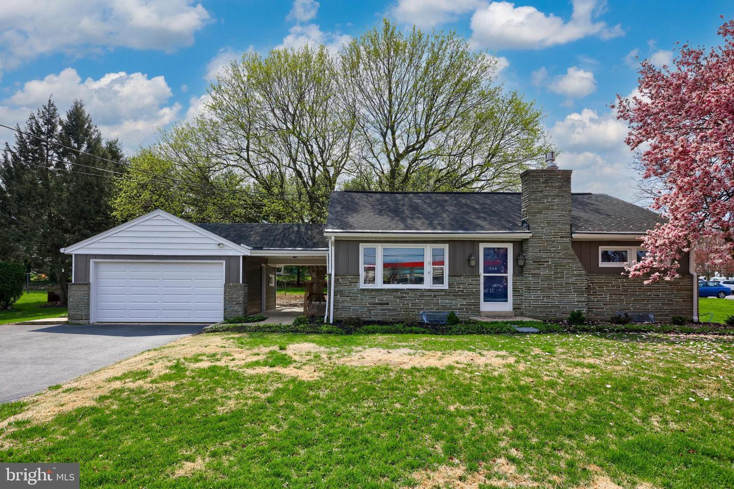 750 E Main St, Mount Joy, PA 17552 - MLS PALA2033222 - Coldwell Banker