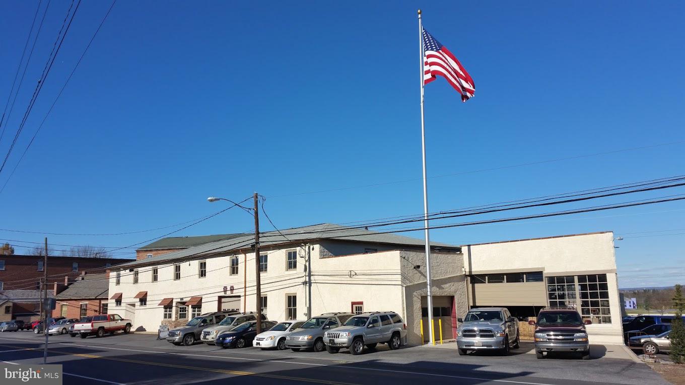 115 W Main St, Salunga, PA 17538 - MLS PALA2053240 - Coldwell Banker