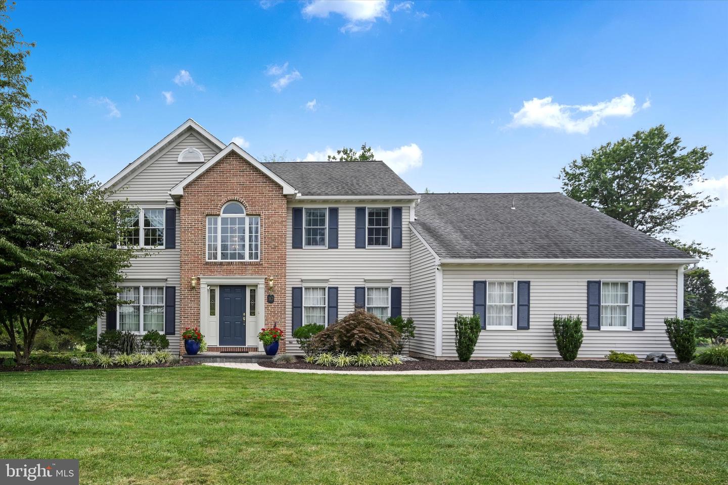 10 Tamarack Dr, Denver, PA 17517 - MLS PALA2074298 - Coldwell Banker