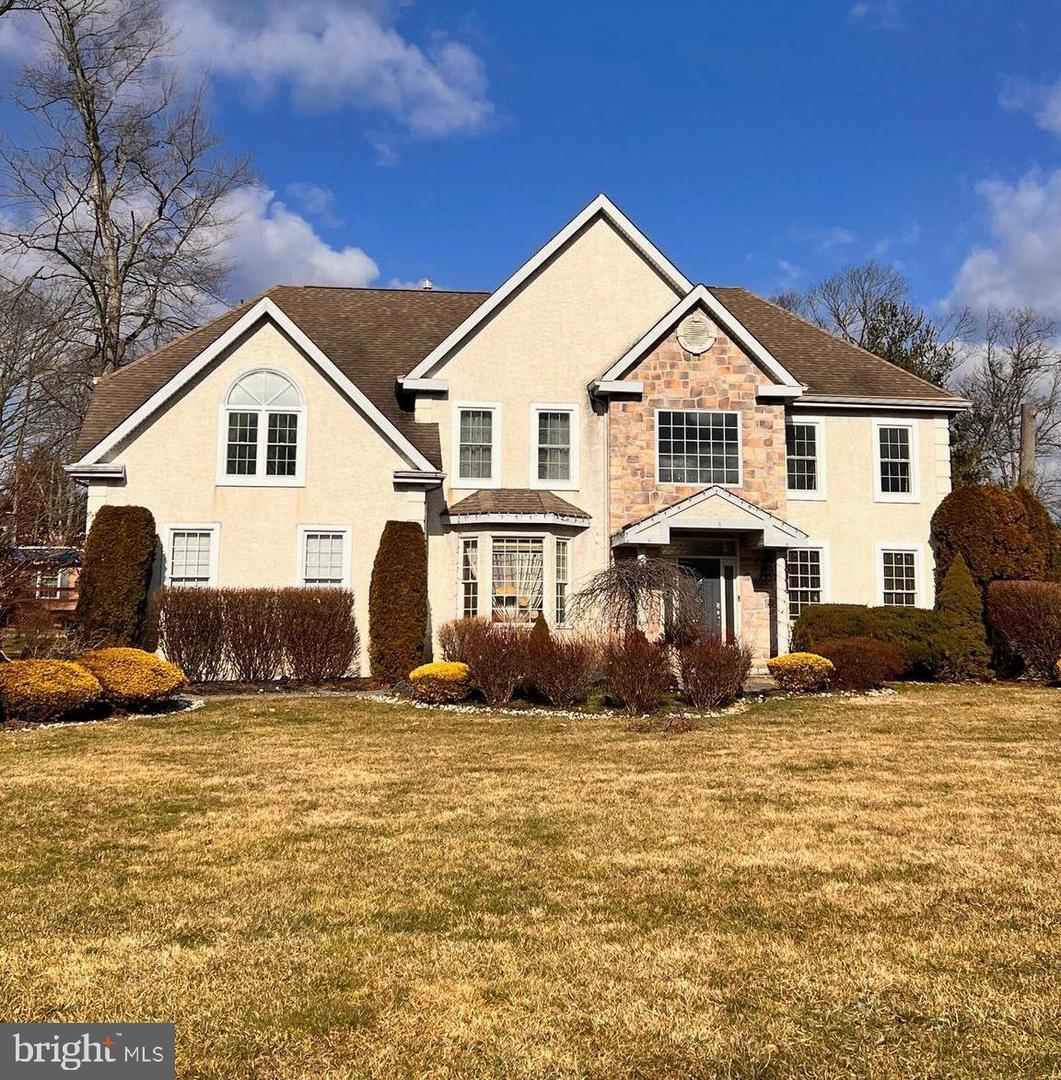 3950 Pond View Dr, Huntingdon Valley, PA 19006 - MLS PAMC2097568 ...